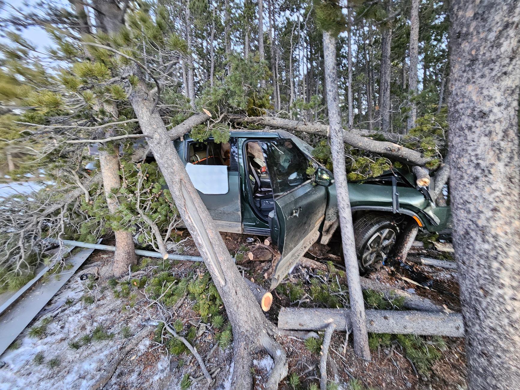 The glass roof is cracked, really surprised how flimsy it is | Rivian ...