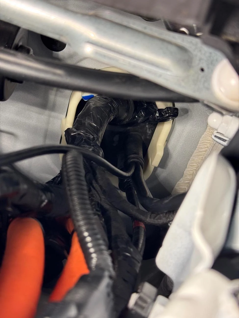 12V access in Gen2 R1S for light bar installation? | Rivian Forum - R1T ...