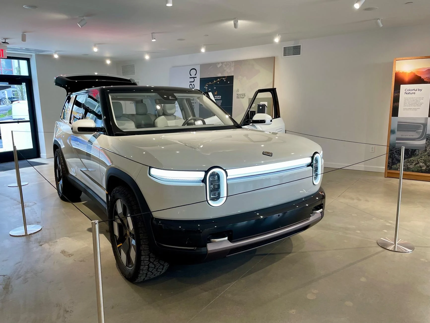 R2 @ Nashville Space Oct 2024 -- photos & impressions | Rivian Forums ...