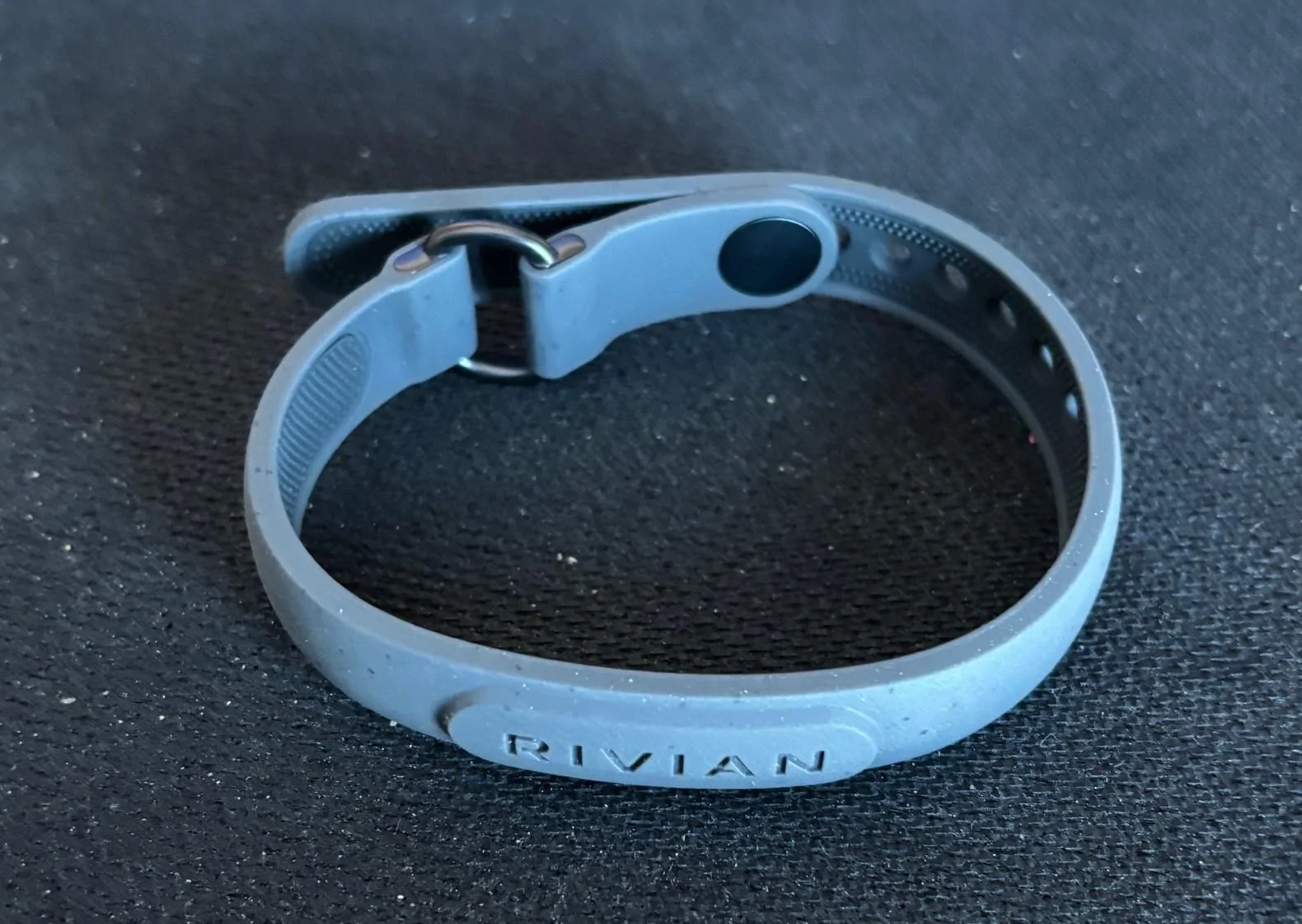 North Carolina - NEW Rivian Wrist Band - Gray Speckeled | Rivian Forum ...