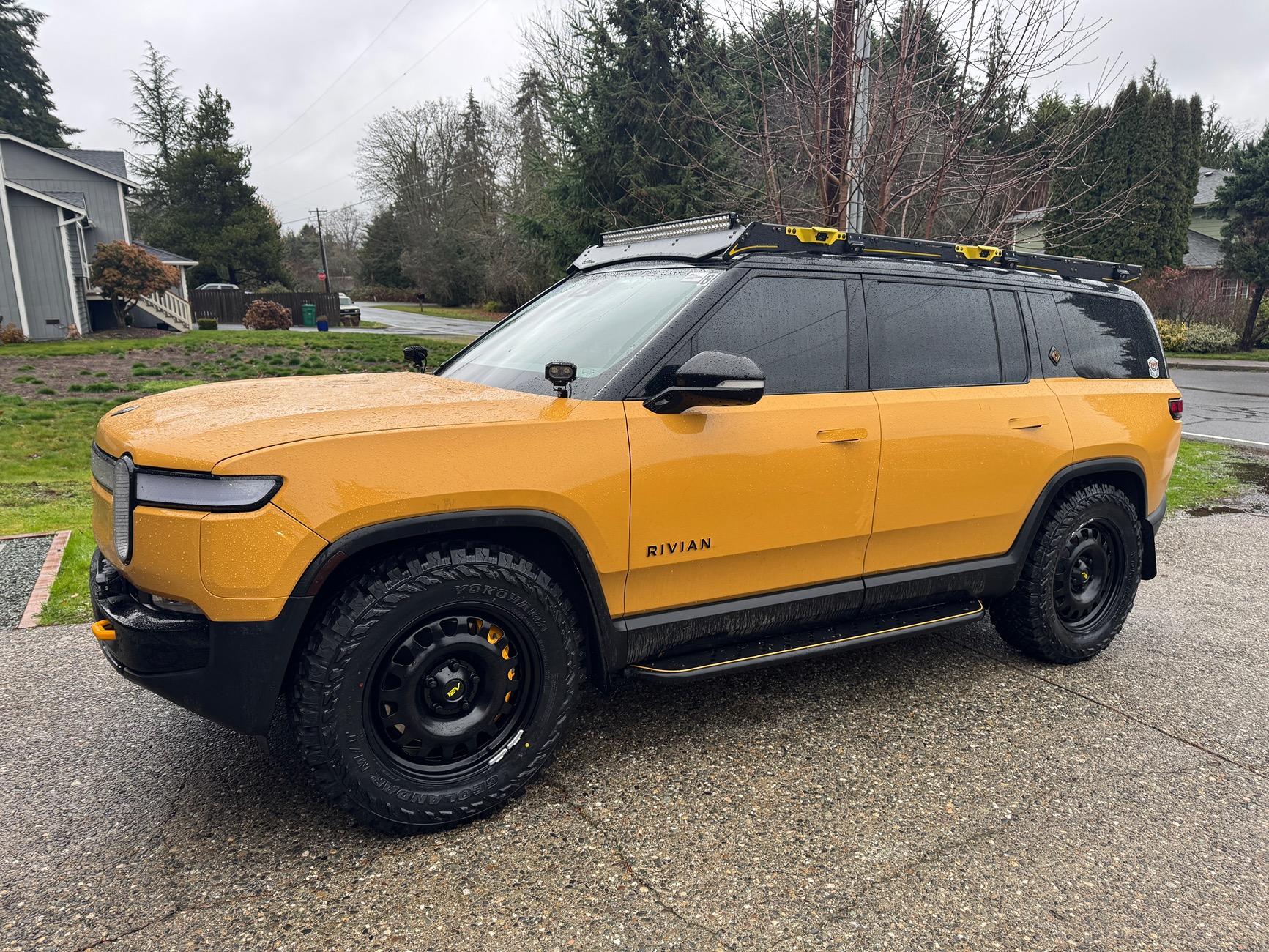 Real Life Photos of the Rivian Wheels / Rims Options [Compilation ...