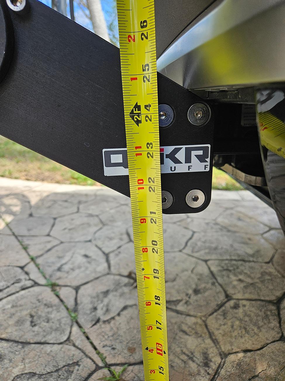 QuikrStuff Mach 2 Hitch Review 1 to 4 bike rack with R1s | Rivian Forum ...