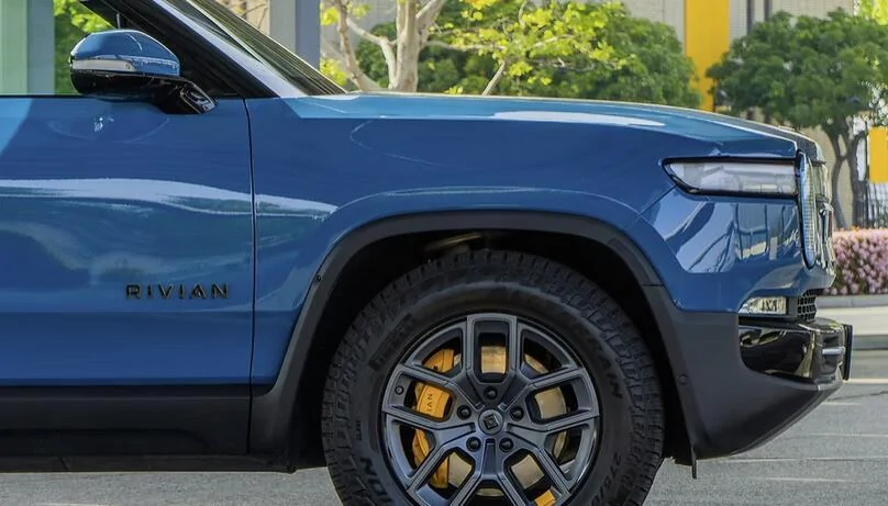 want to purchase a Reflector Lens Right front wheelwell | Rivian Forum ...