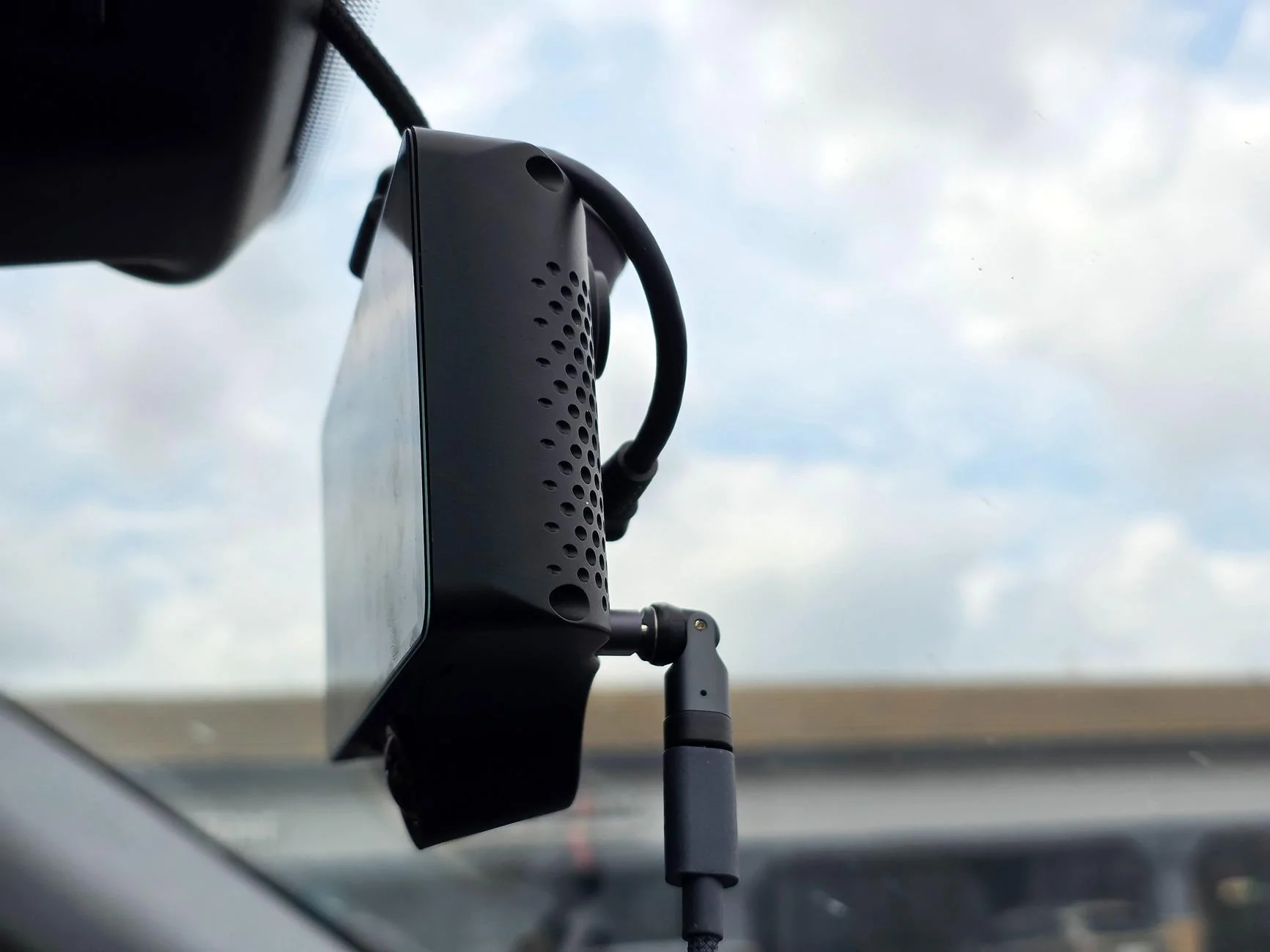 Comma AI/OpenPilot Update -- Watch it in Action on Gen1 Rivian (Video) | Page 33 | Rivian Forum ...