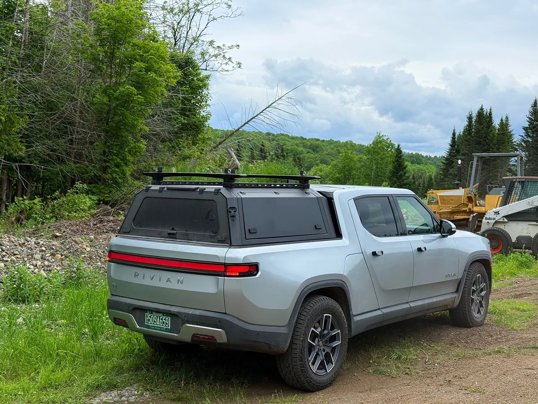 R1T Cap Options? | Rivian Forum - R1T R1S R2 R3 News, Specs, Models ...