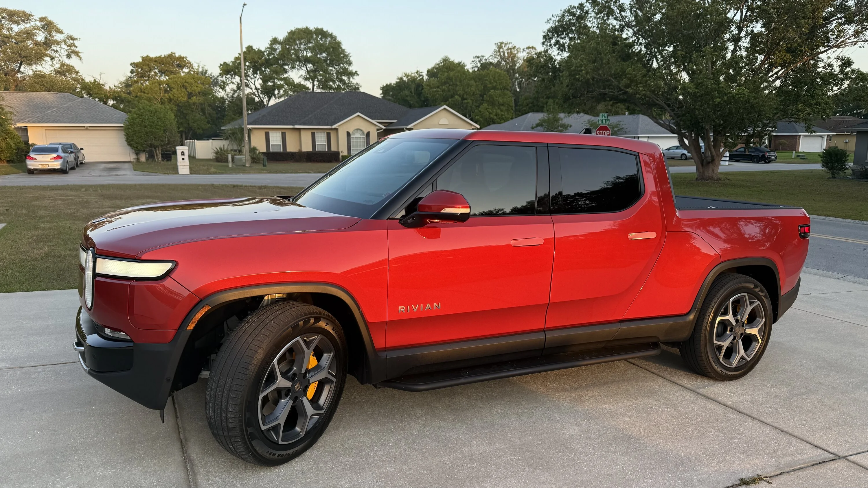 Florida - 23 QM Adventure Package Red Canyon | Rivian Forum - R1T R1S ...
