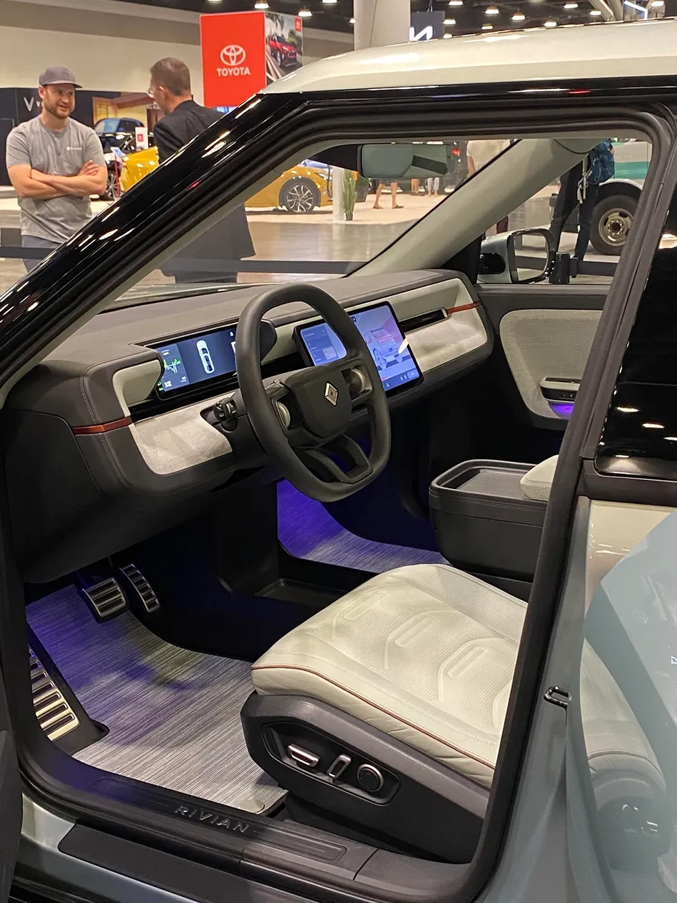 R2 / R3 colors & interior trims: Cloud White, Permafrost, Laguna Beach ...