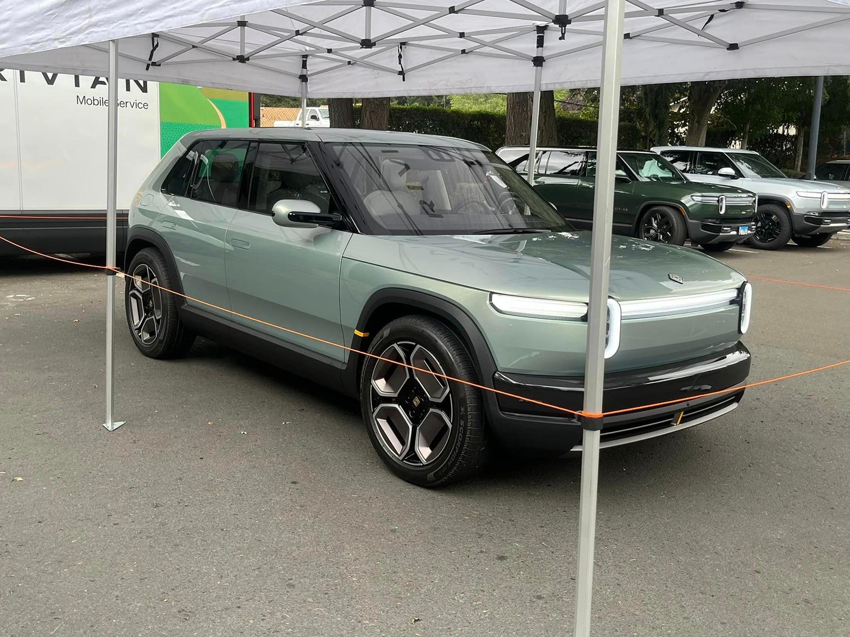 R2 / R3 colors & interior trims: Cloud White, Permafrost, Laguna Beach ...