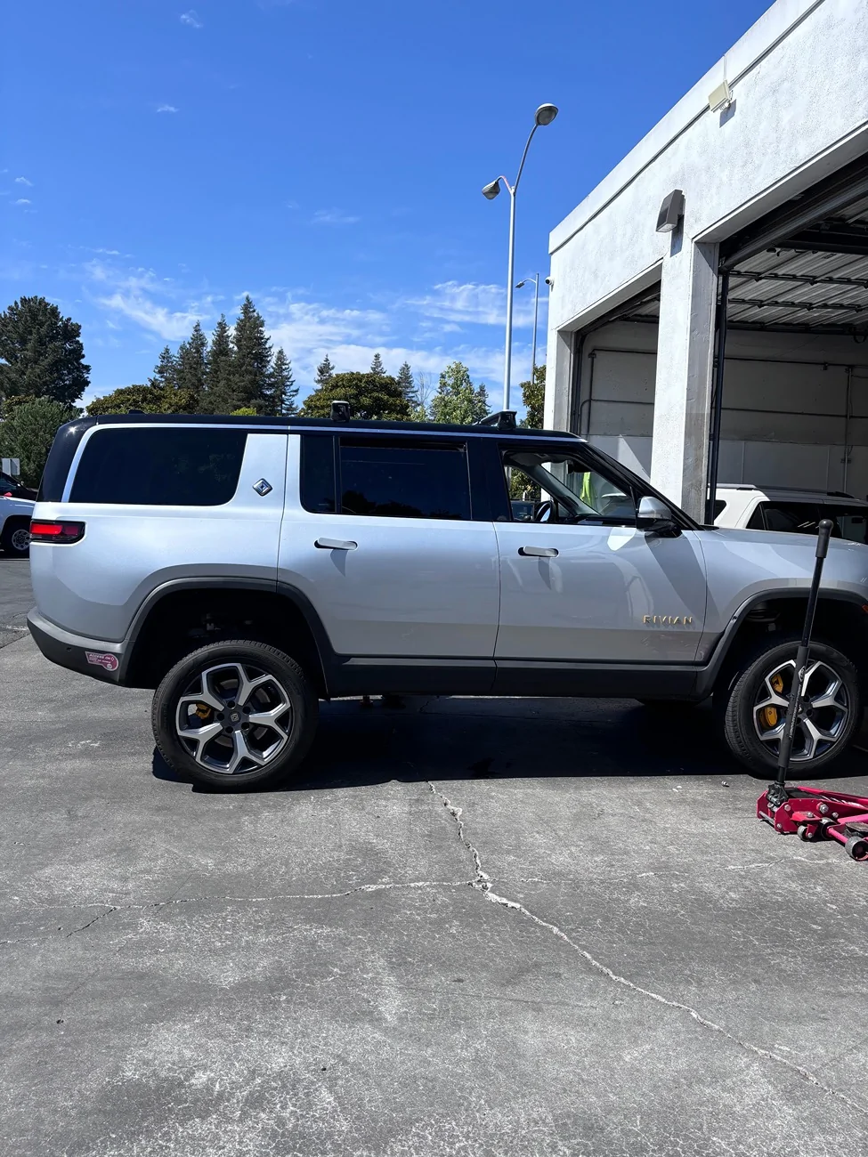 Michelin - Defender LTX M/S2] for an RIS 21" tire replacement? | Rivian ...