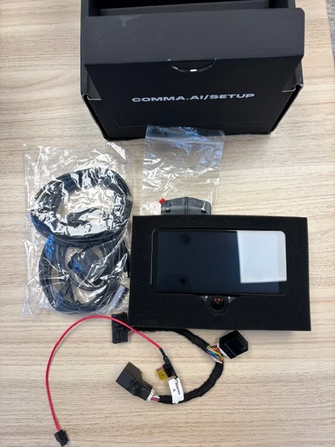 Maryland - FS - Comma 3X with Rivian A Harness & Lukas Fuse Tap $850 ...