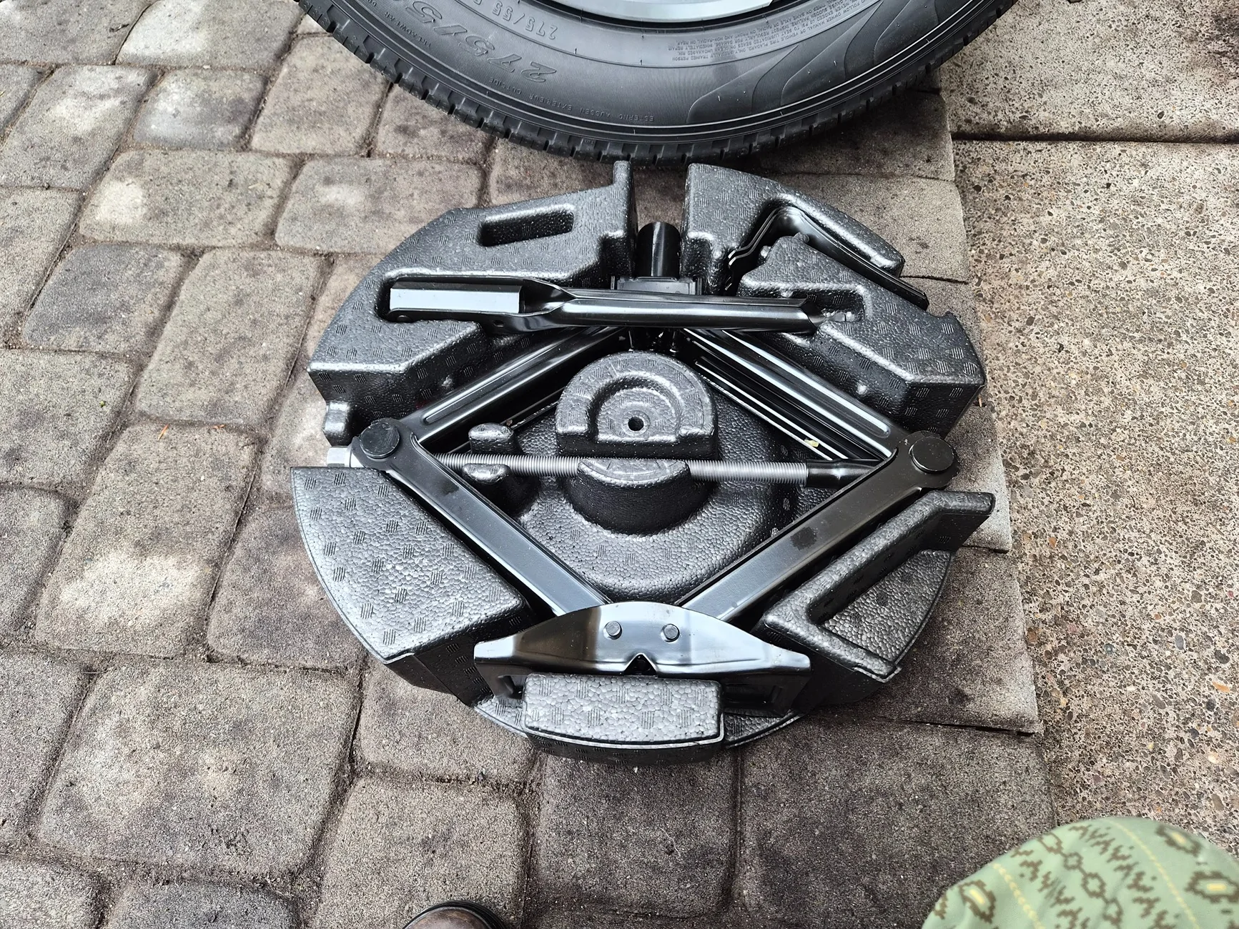 Oregon - Rivian 21 inch aero Pirelli Scorpion full size spare and jack ...