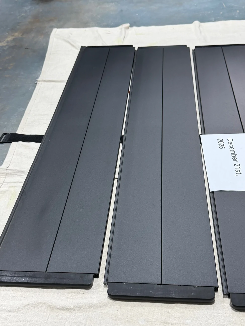 Connecticut - SOLD Interrobang Tonneau, Gen 1 R1T | Rivian Forum - R1T ...