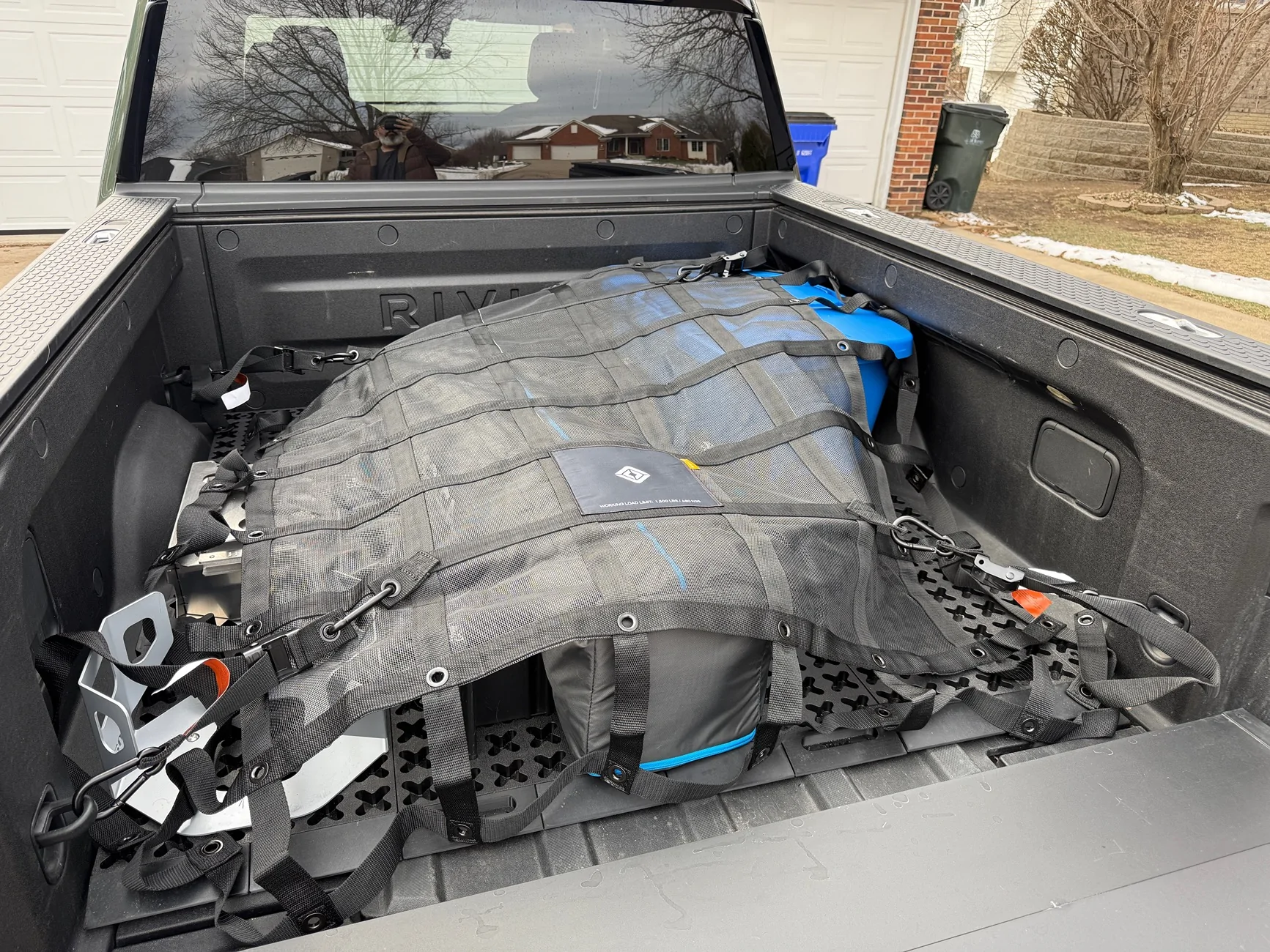 Got the R1T Cargo Net | Rivian Forum - R1T R1S R2 R3 News, Specs ...