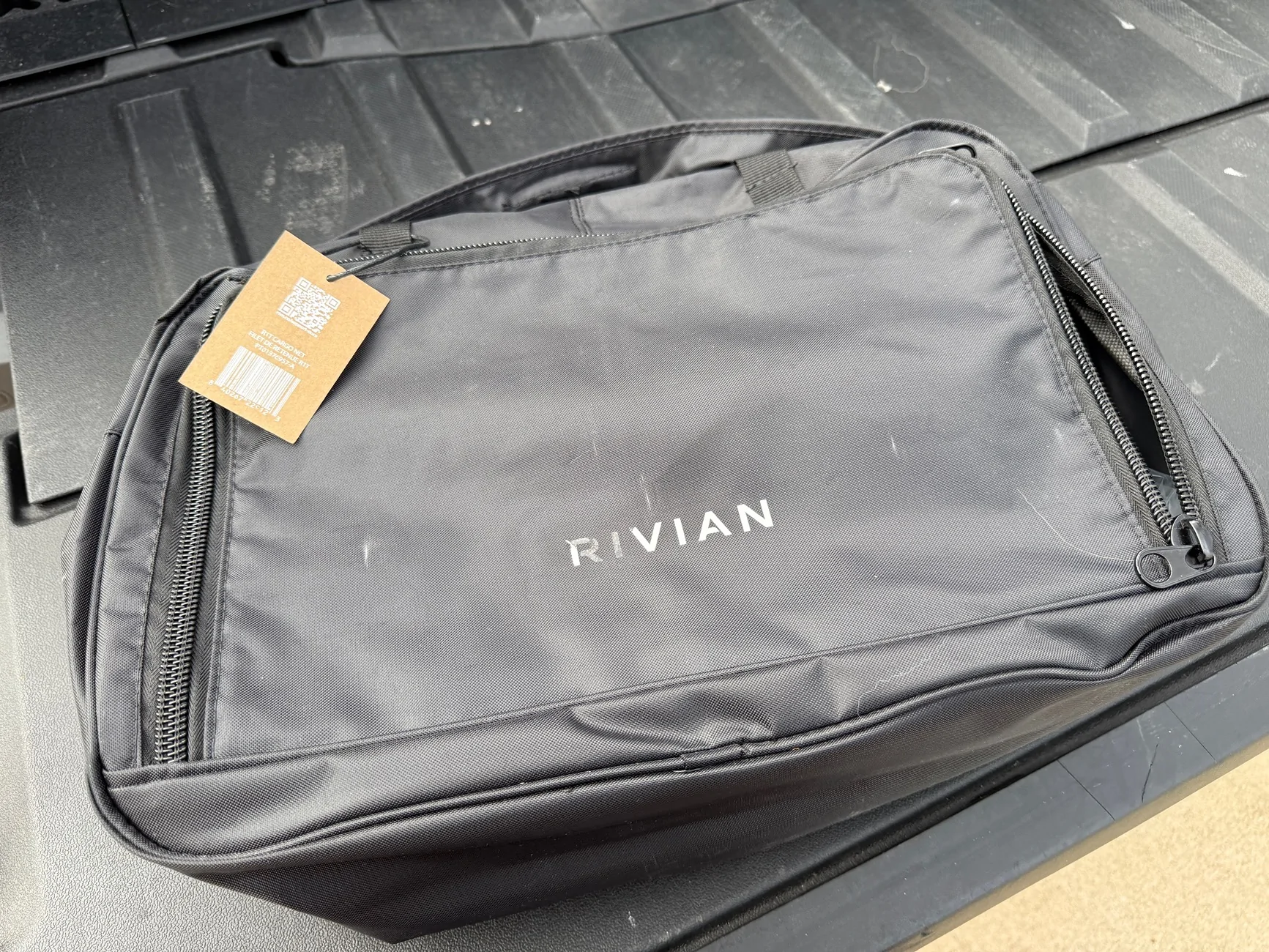 Got the R1T Cargo Net | Rivian Forum - R1T R1S R2 R3 News, Specs ...