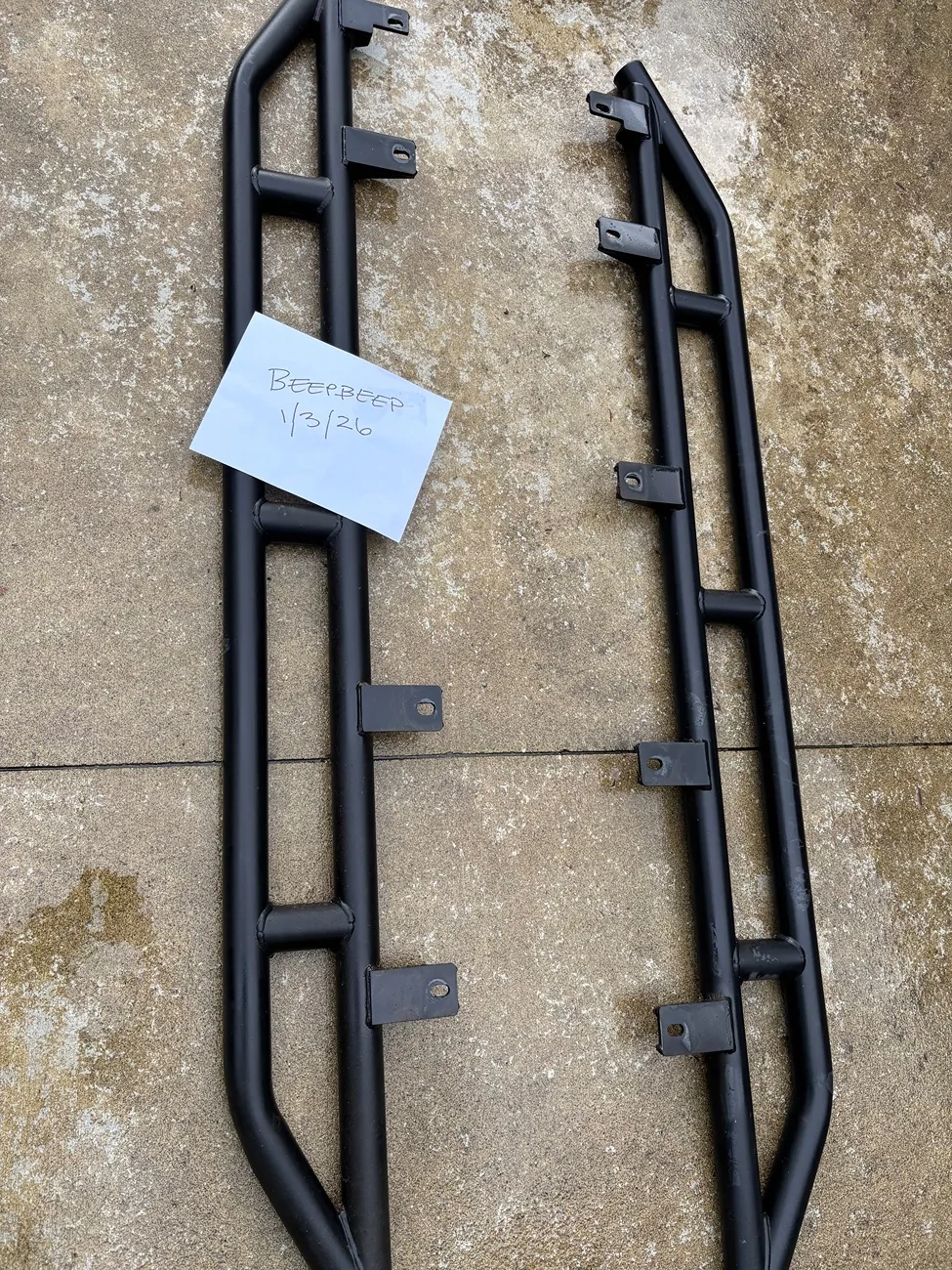 Washington - R1S Gen 1 all weather mats, Rivian speaker, Goat ...