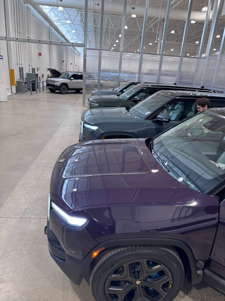 Anyone who ordered receive their Borealis R1T or R1S yet? - - - | Page ...