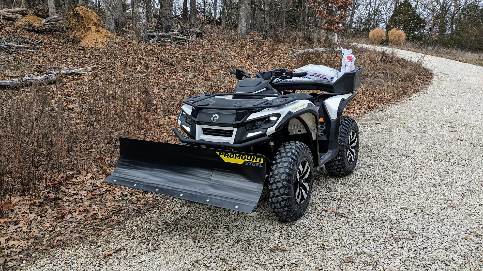 New Can-Am Outlander Electric ATV | Rivian Forums - R1T R1S R2 R3 News ...