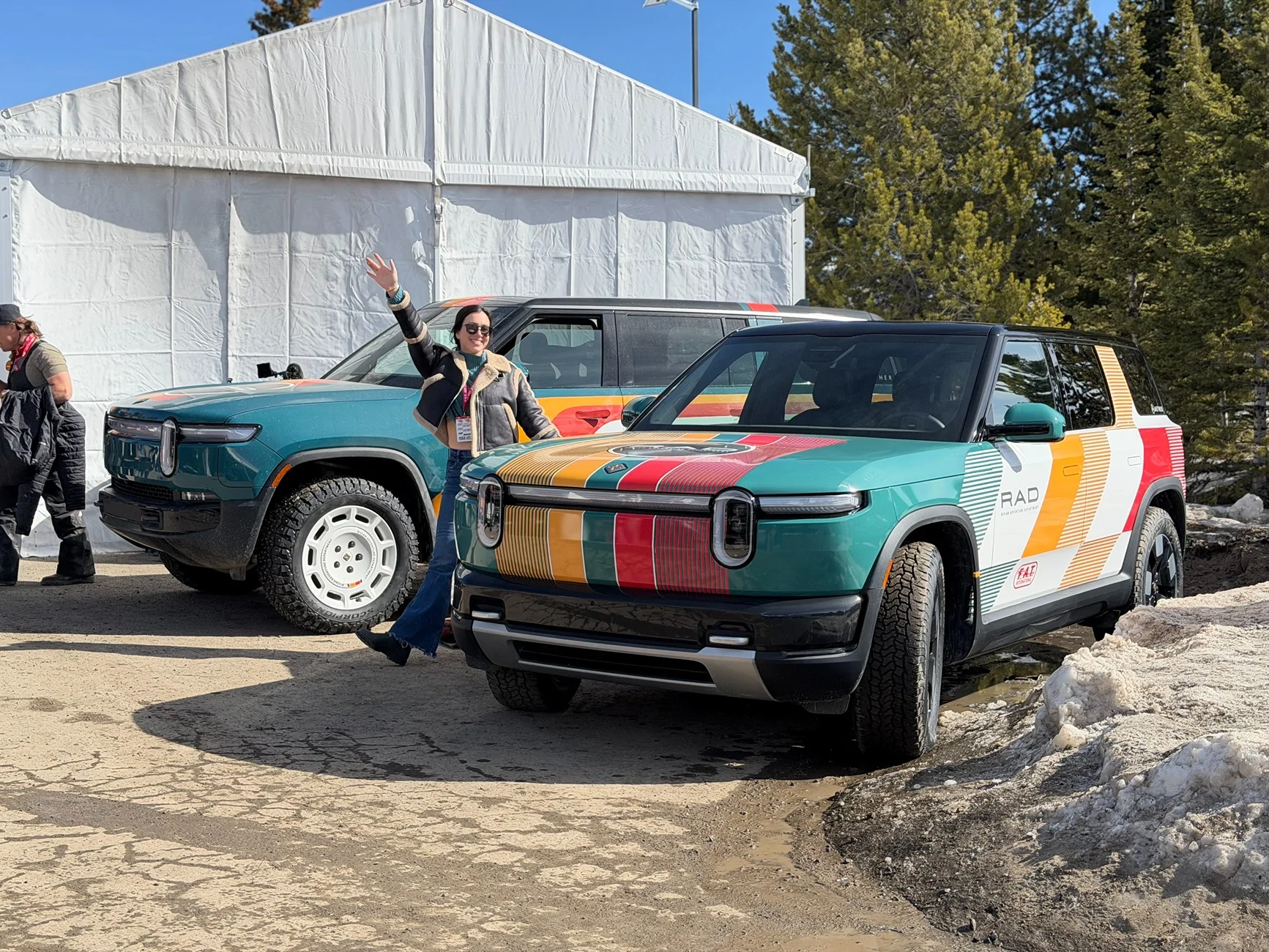 Video: RAD Rivian R1S Quad on studded tires competes in FAT Ice Race ...