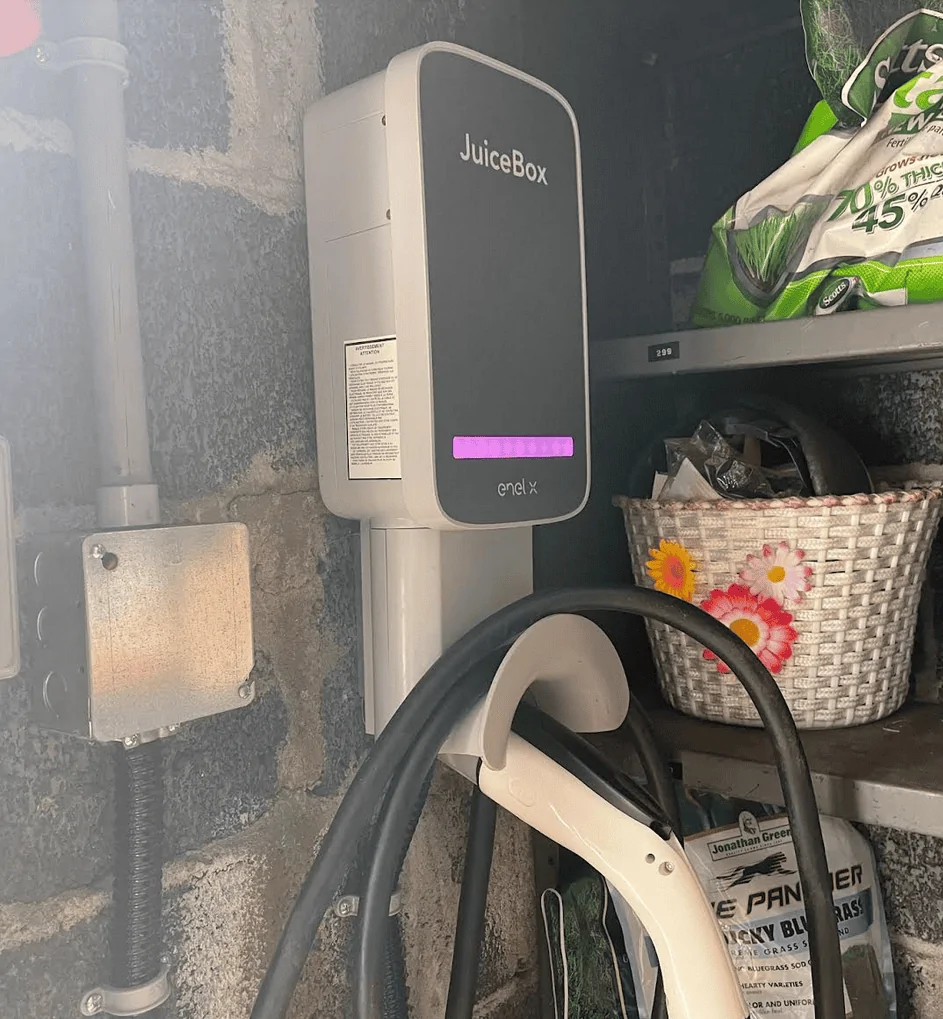 Advice on the best universal wall charger | Rivian Forum - R1T R1S R2 ...