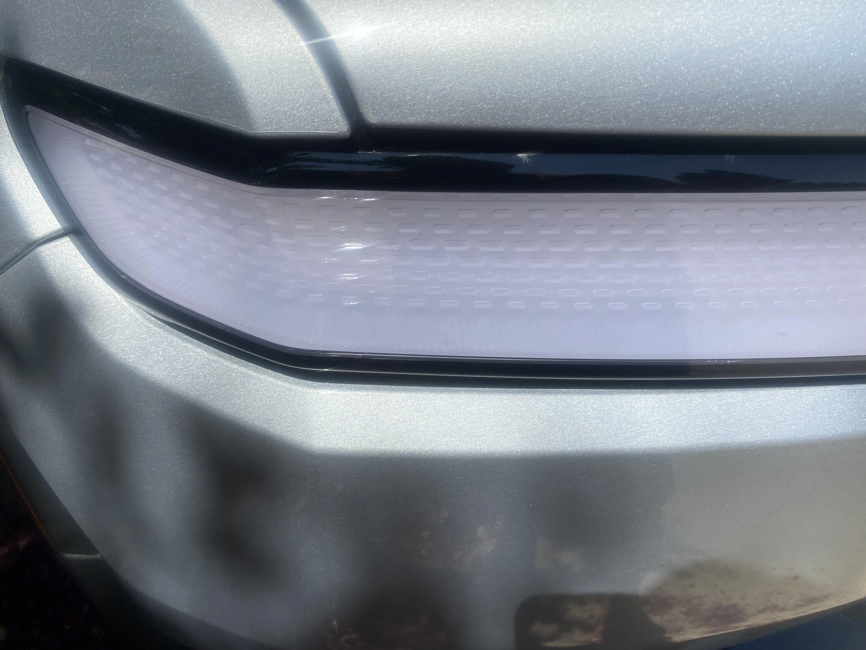 Rivian front bumper / fascia misaligned | Rivian Forum - R1T R1S R2 R3 ...
