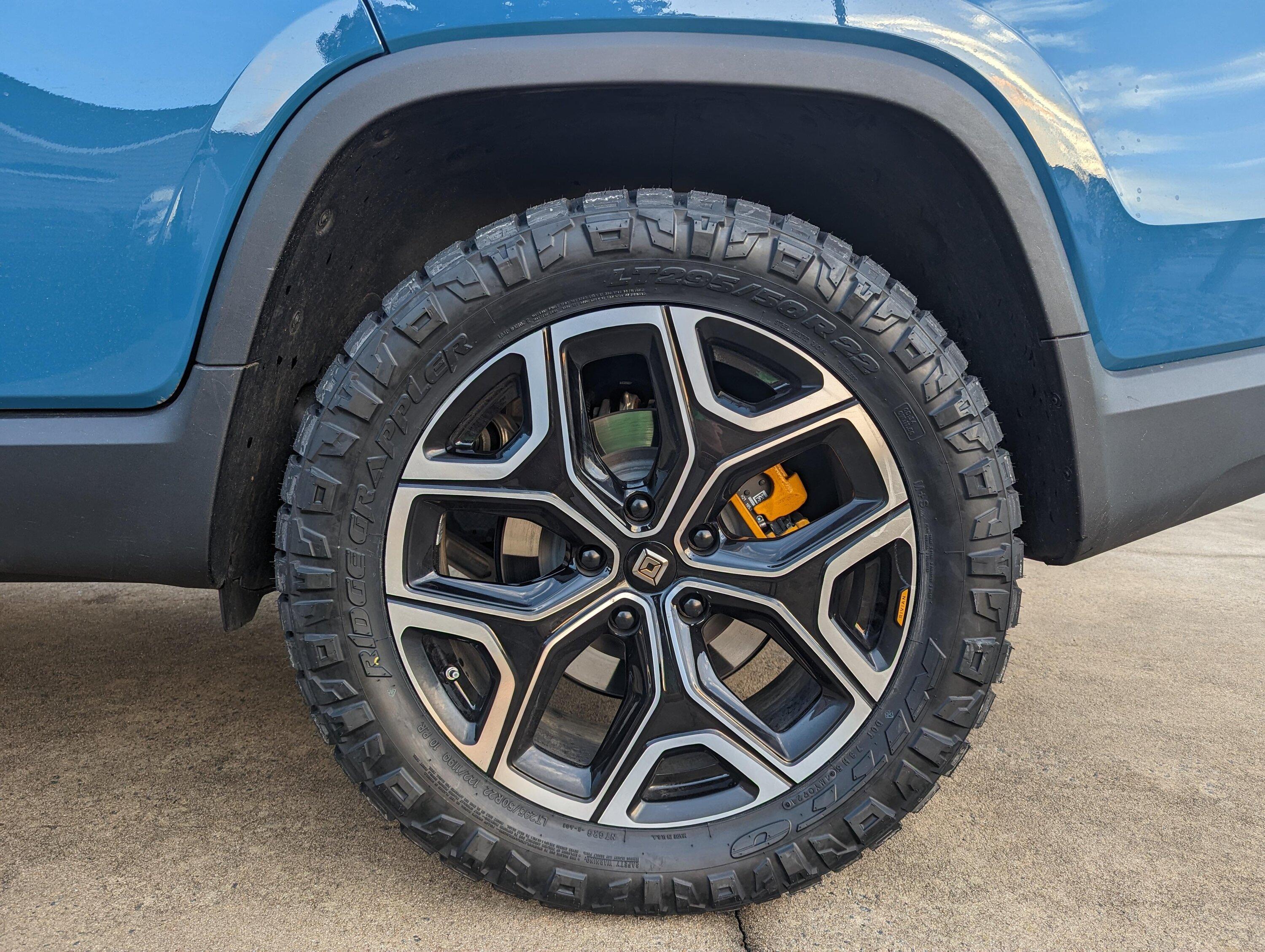 Nitto Ridge Grapplers tires (295/50/22) installed on 22” wheels on ...