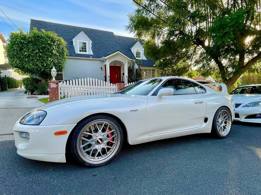 My new R1T and the Gang | Rivian Forum - R1T R1S R2 R3 News, Specs ...