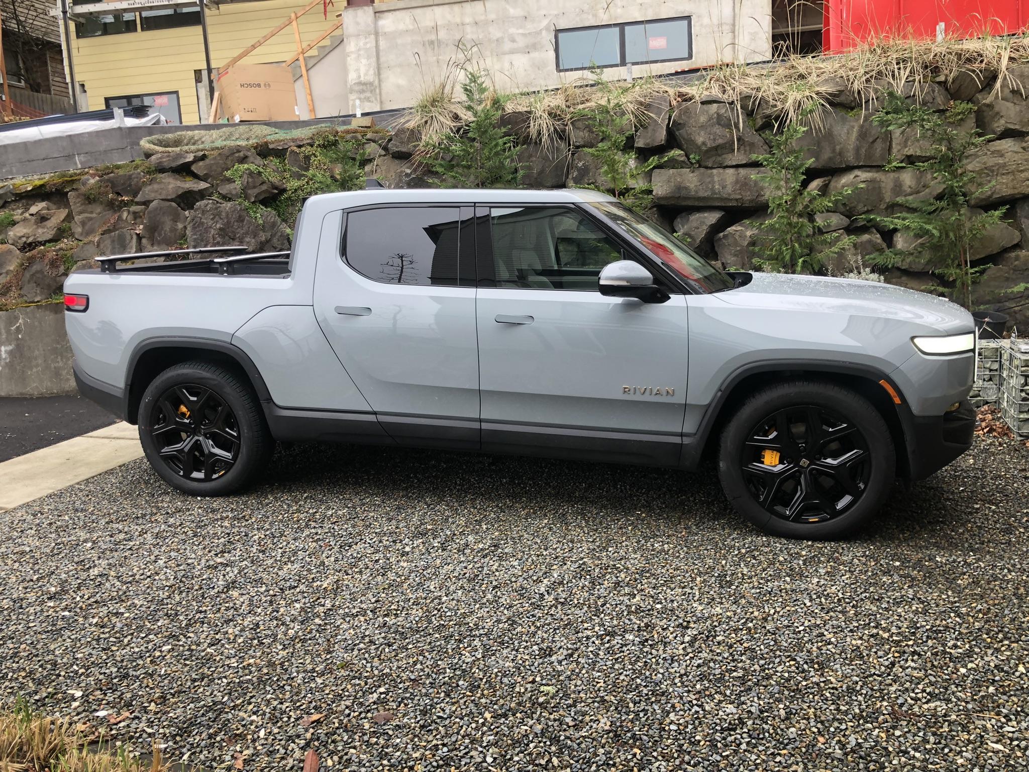 22s Bright to 22s Blacked Out Wheels in 5 Hours using vinyl decals ...