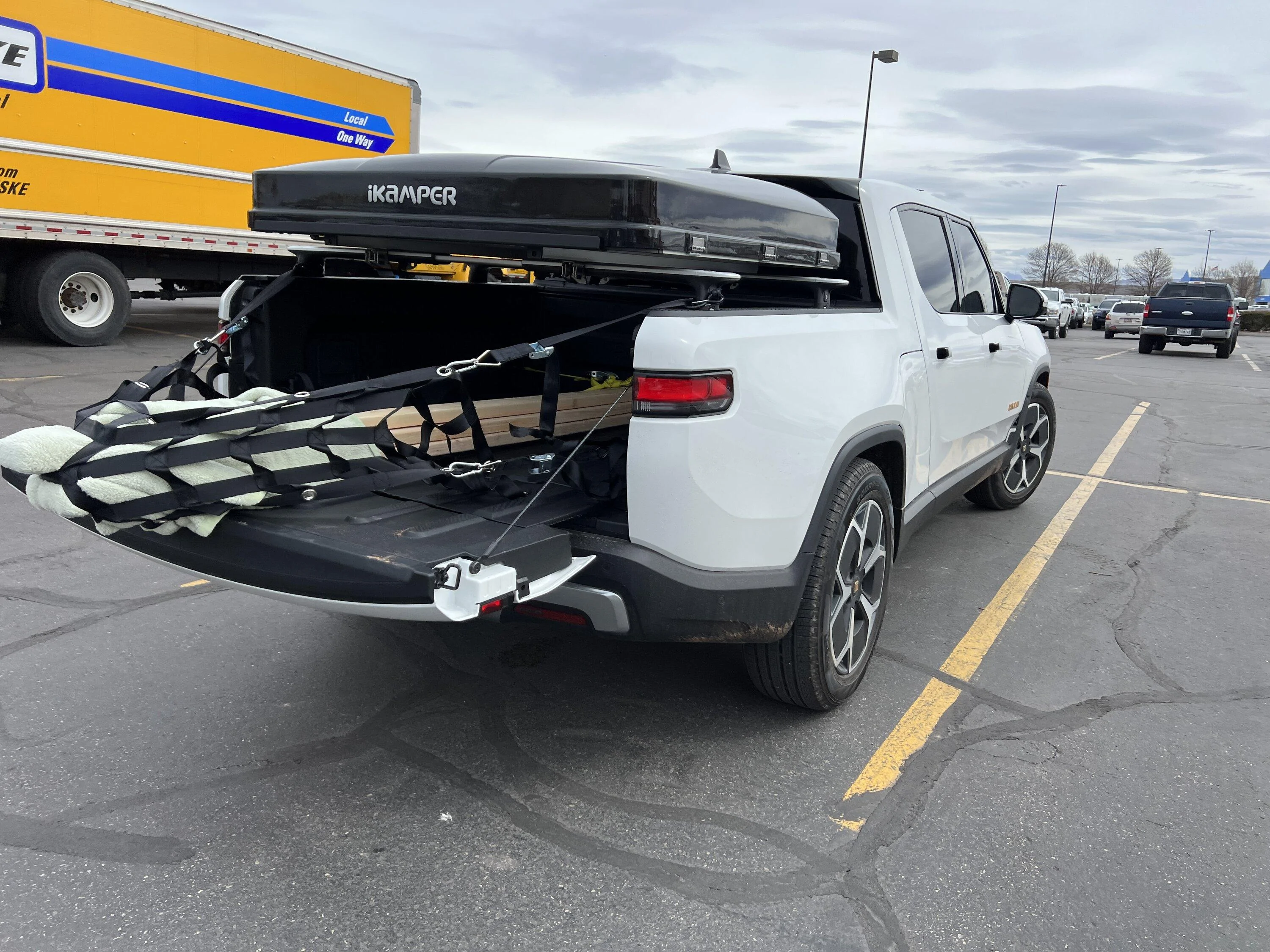 Hoist Lift System for Roof Top Tent Successfully Installed | Rivian ...