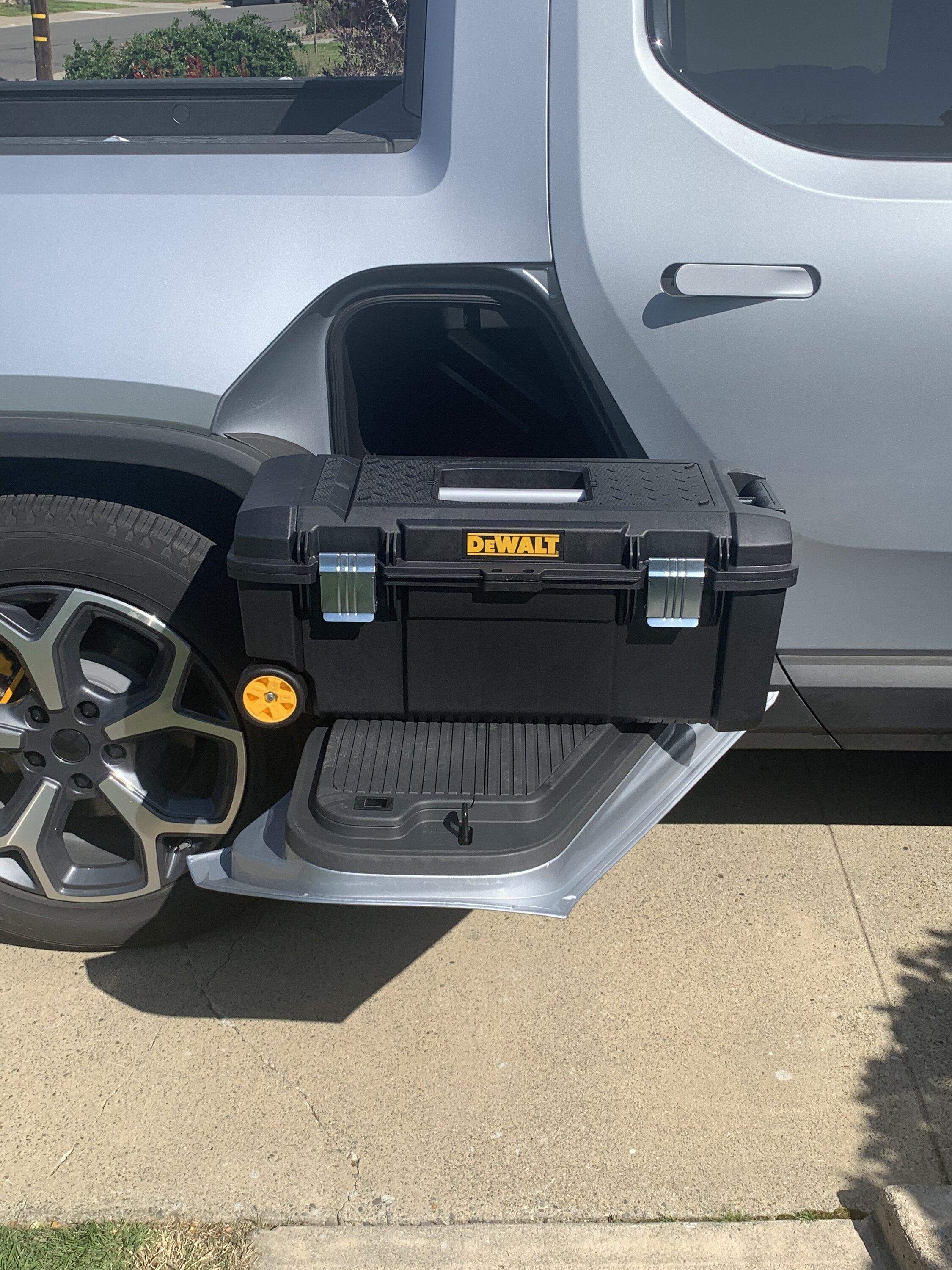 Rivian Forum - R1T R1S R2 R3 News, Specs, Models, RIVN Stock ...