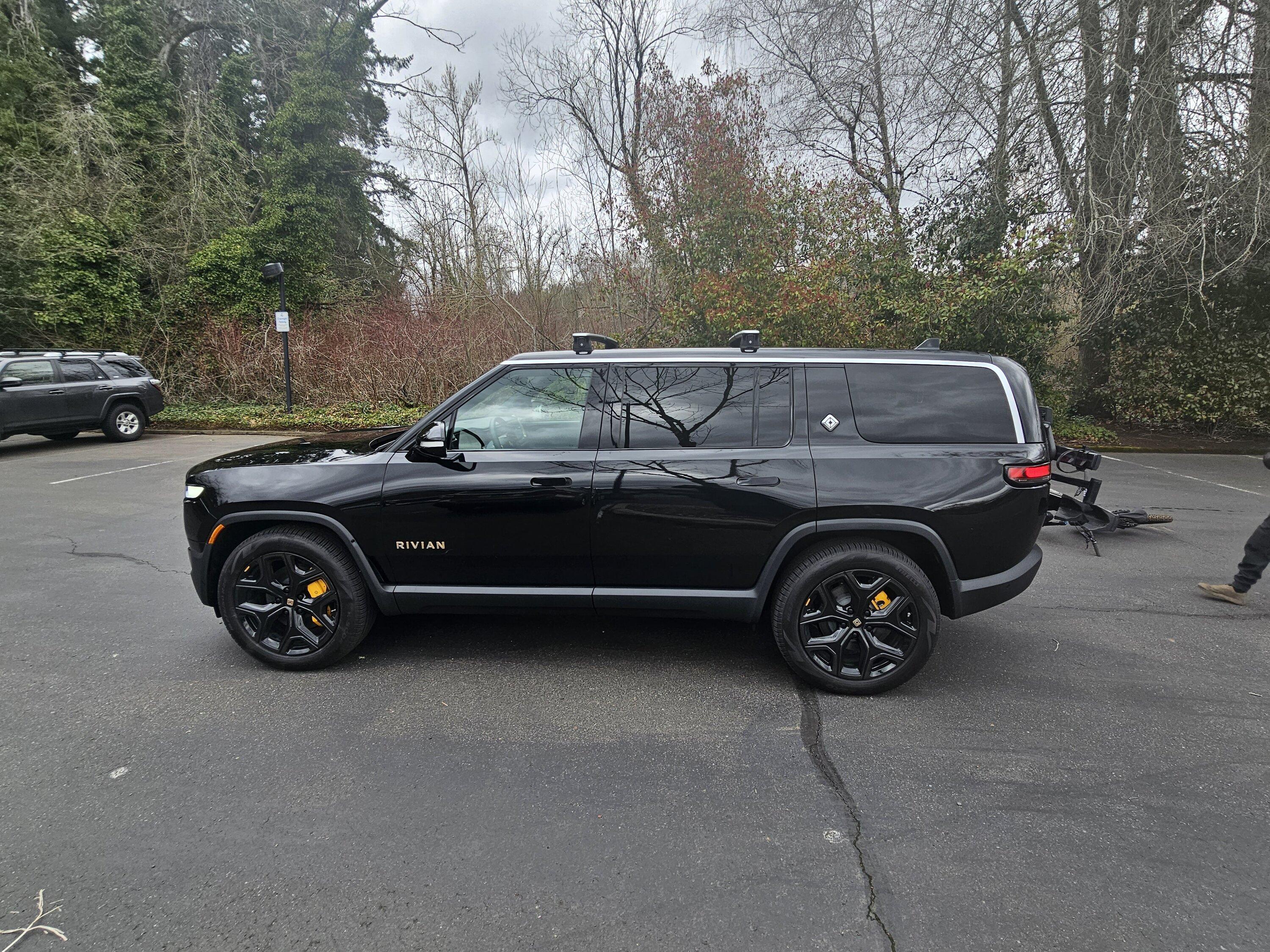 My Midnight Black Rivian R1S Gets Yakima Stage 2 Bike Rack | Rivian ...