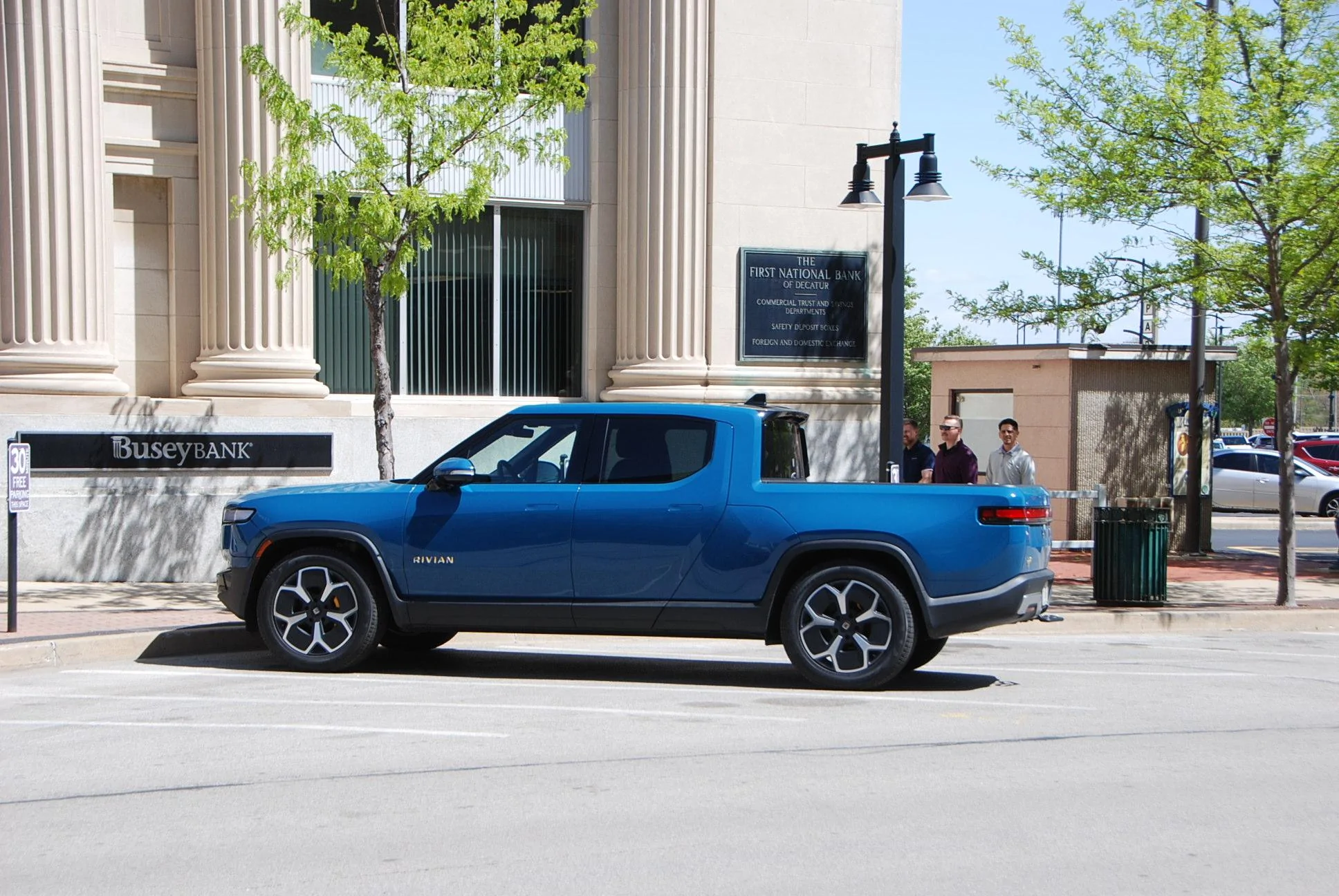 Prevent Damage to 21" Rims from Aero Covers | Rivian Forums - R1T R1S ...