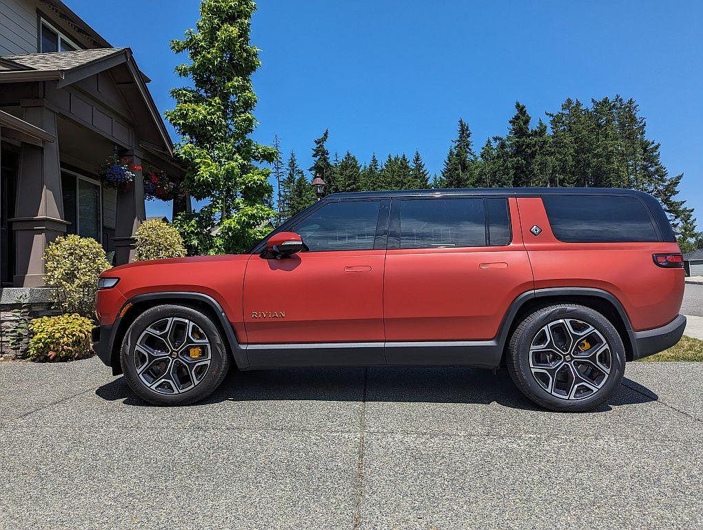 My Red Canyon R1S in PPF Stealth Wrap | Rivian Forum - R1T R1S R2 R3 ...