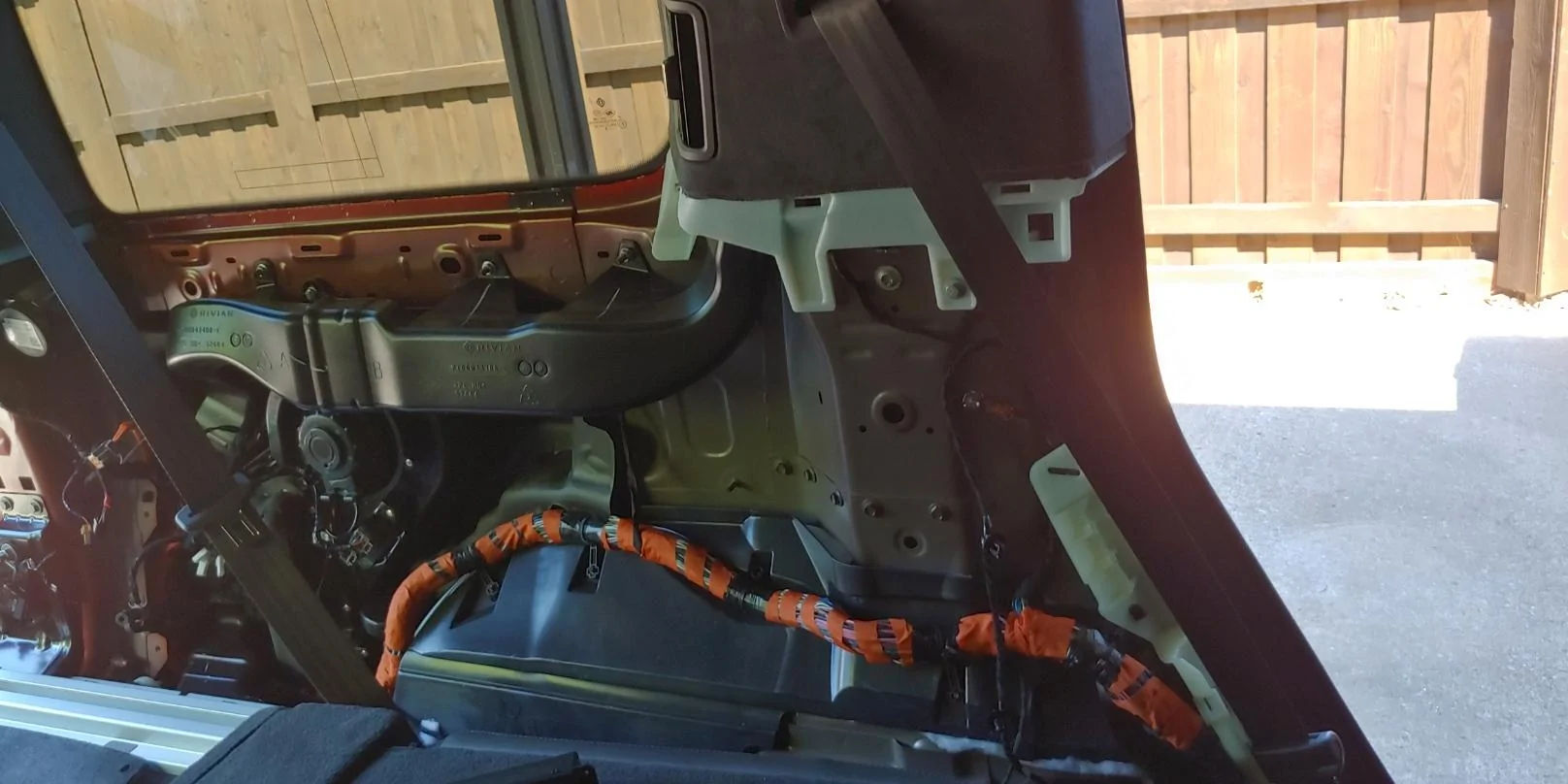 R1S drivers side rear panel removal and various wiring pinnouts ...