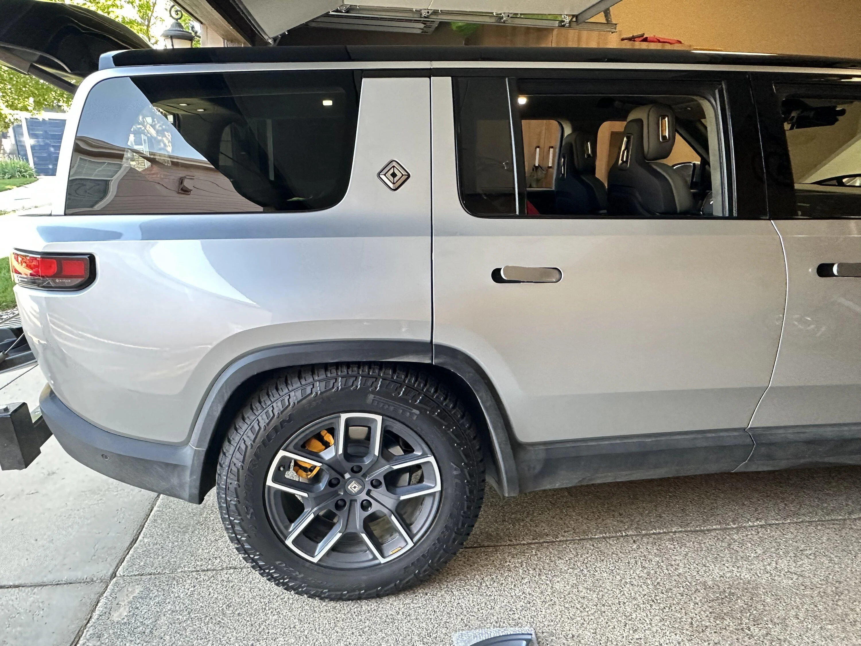 The first (and only) Aero Spoke Inserts for Rivian R1T / R1S 20" All ...