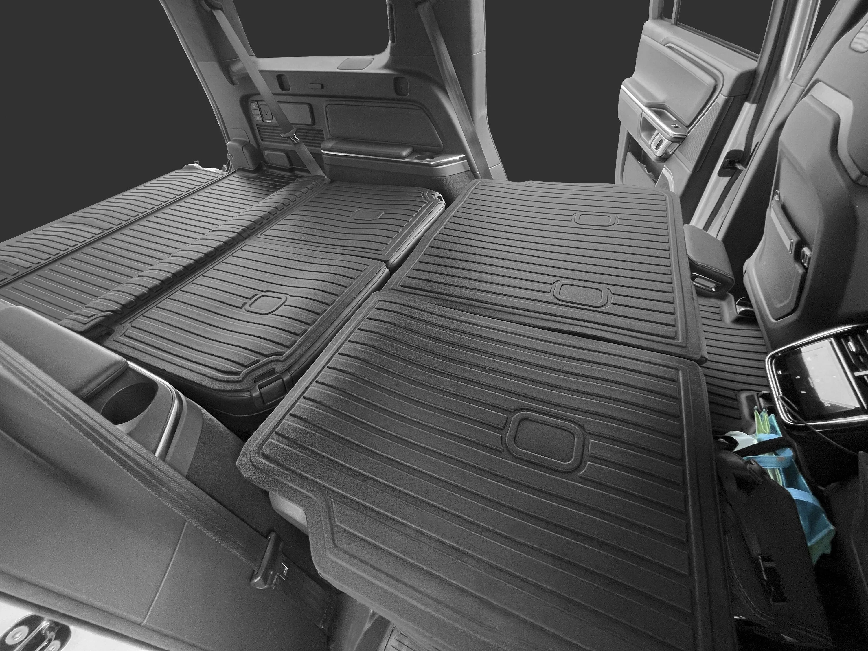 LinerX Floormats (All Three Rows) & Cargomat Liners (R1S/R1T) | Page 15 ...