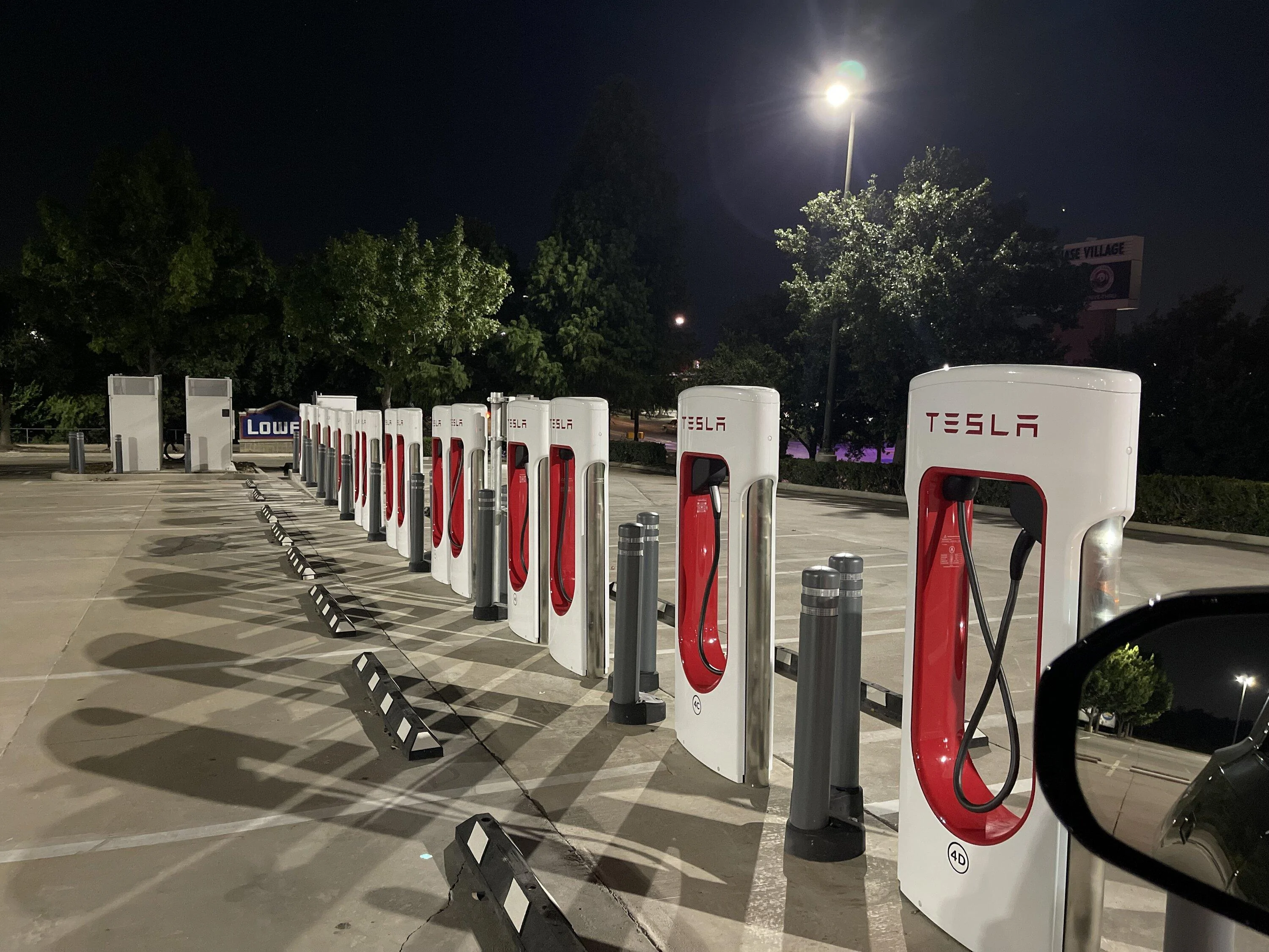 Continued Magic Dock Rollout | Rivian Forum - R1T R1S R2 R3 News, Specs ...