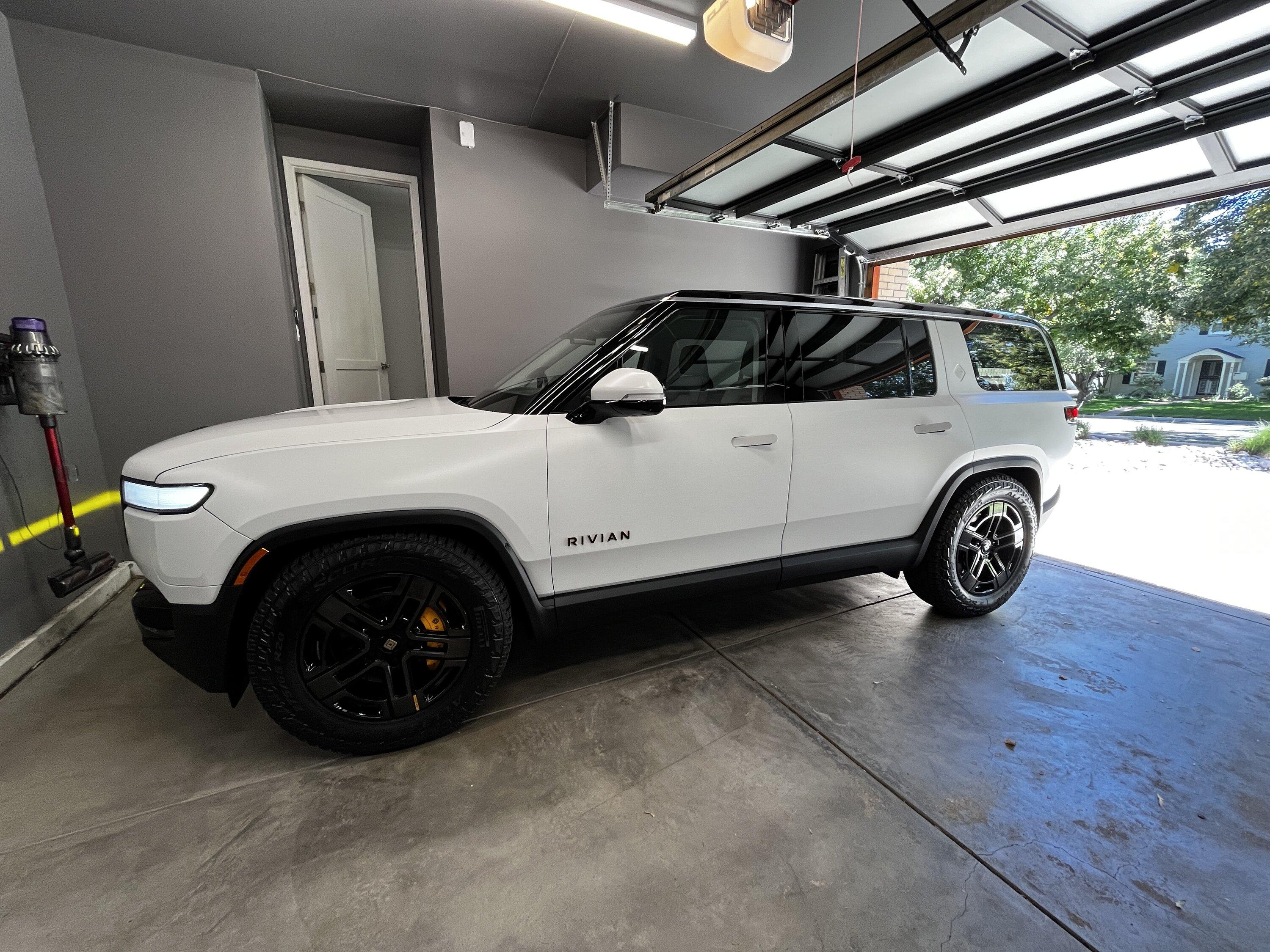 Matte wrap gang! Let's see photos of your matte Rivian R1T & R1S ...