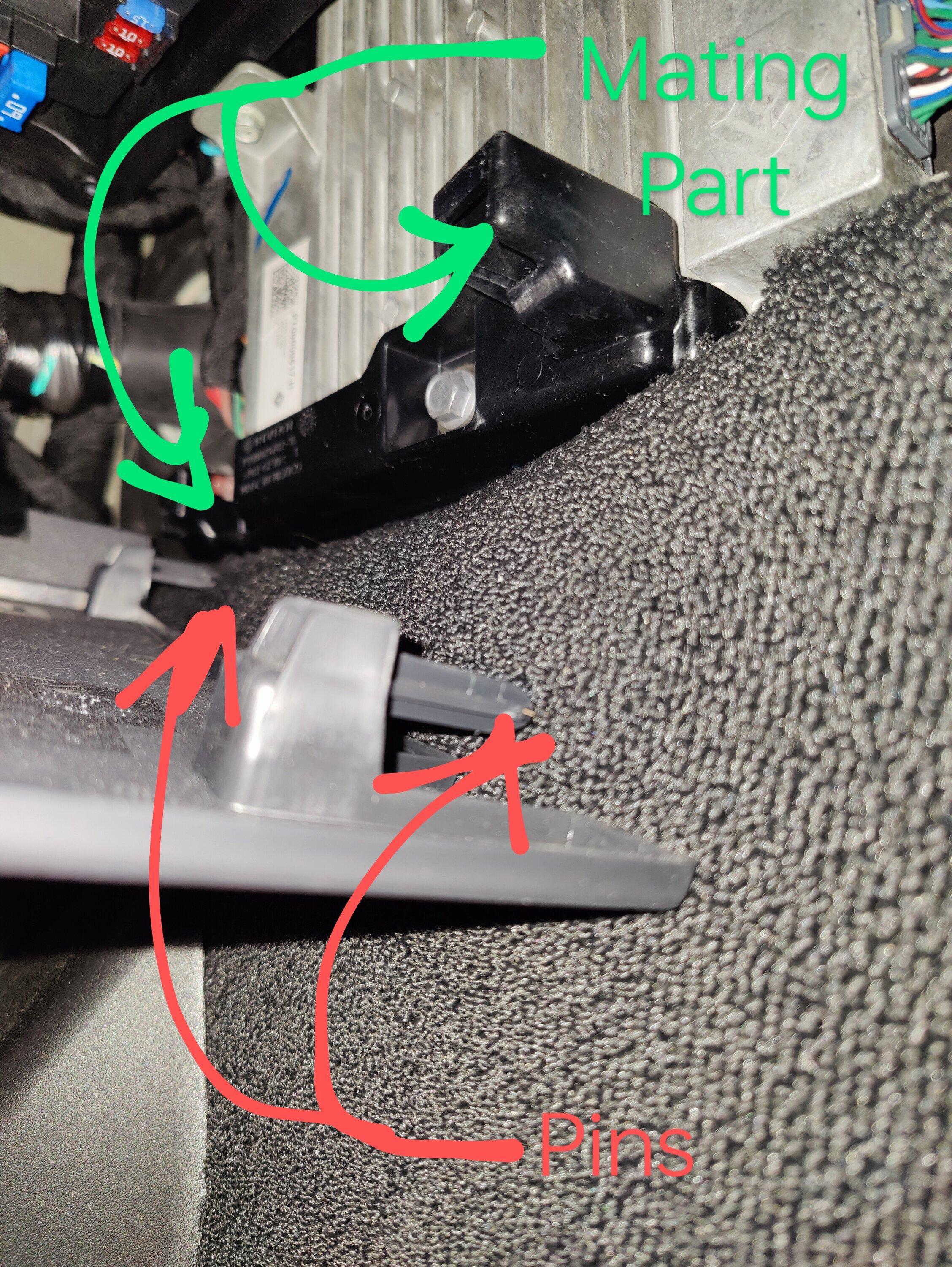 SOLVED: my dash rattle found and fixed | Rivian Forum - R1T R1S R2 R3 ...