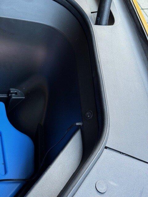 Frunk Water Tank (Rivian-Aftermarket / Boxgods) and Custom 12v ...