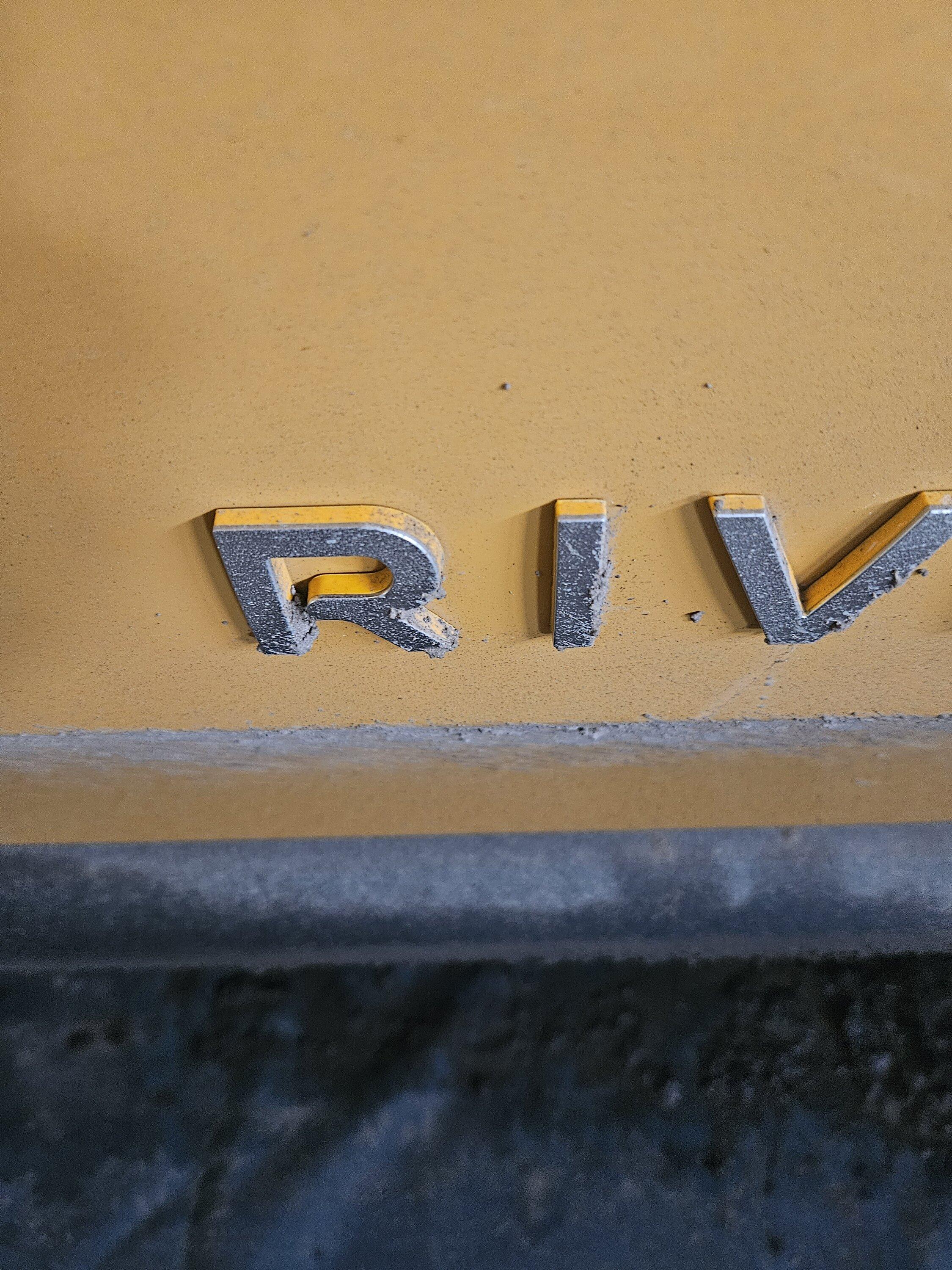 Calipers not yellow? | Rivian Forum - R1T R1S R2 R3 News, Specs, Models ...