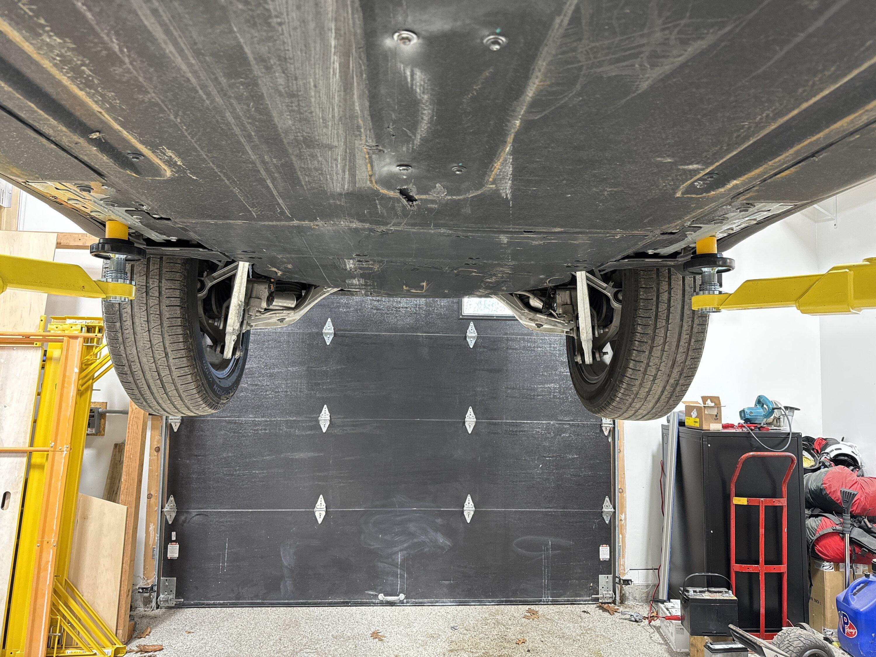 Rear suspension damage | Rivian Forum - R1T R1S R2 R3 News, Specs ...