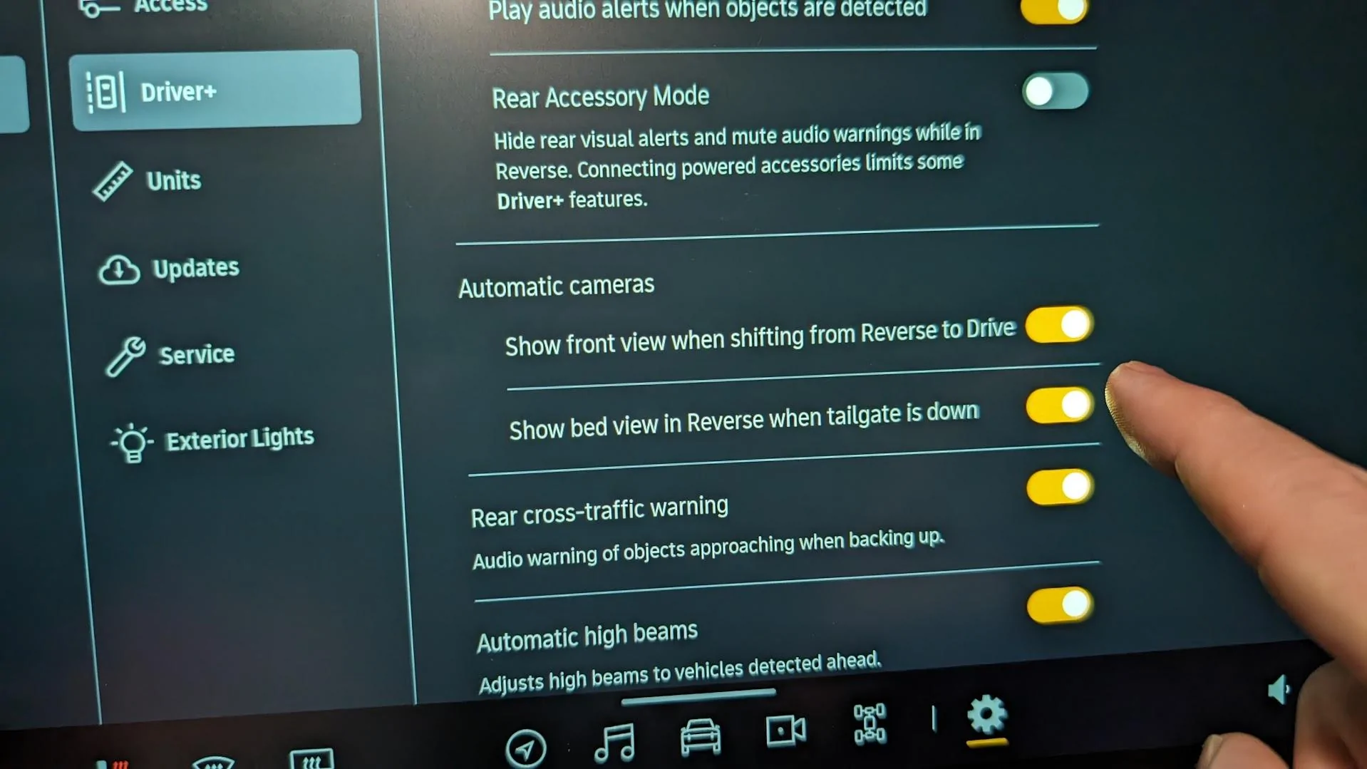 How to have front and rear cameras on while driving? | Rivian Forum ...