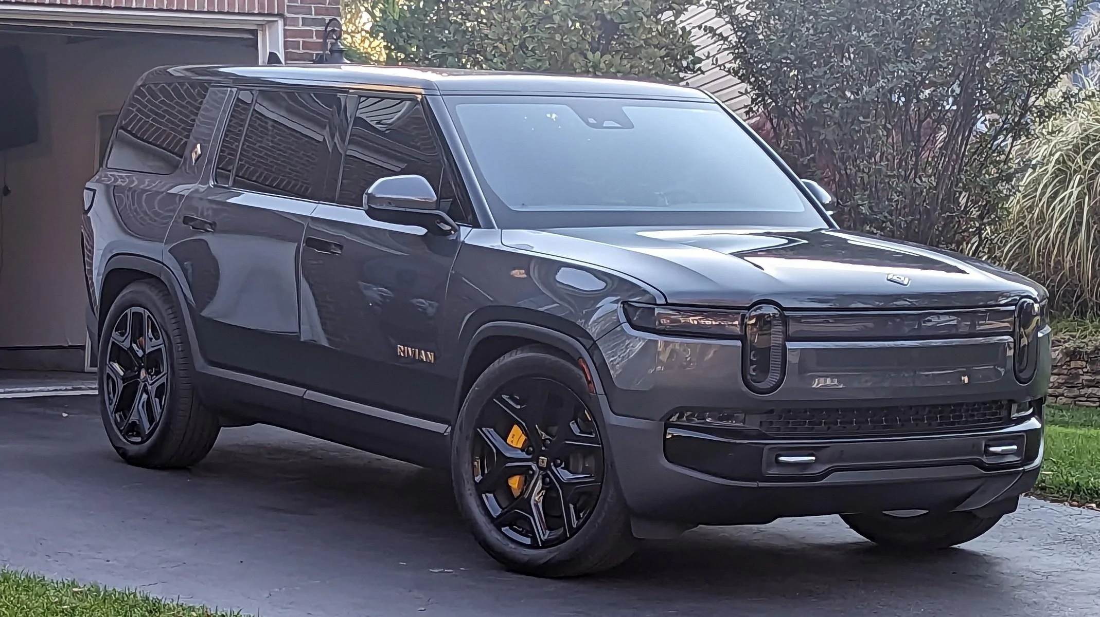 Mods For Less Cartoonish Front End? | Page 5 | Rivian Forum - R1T R1S ...
