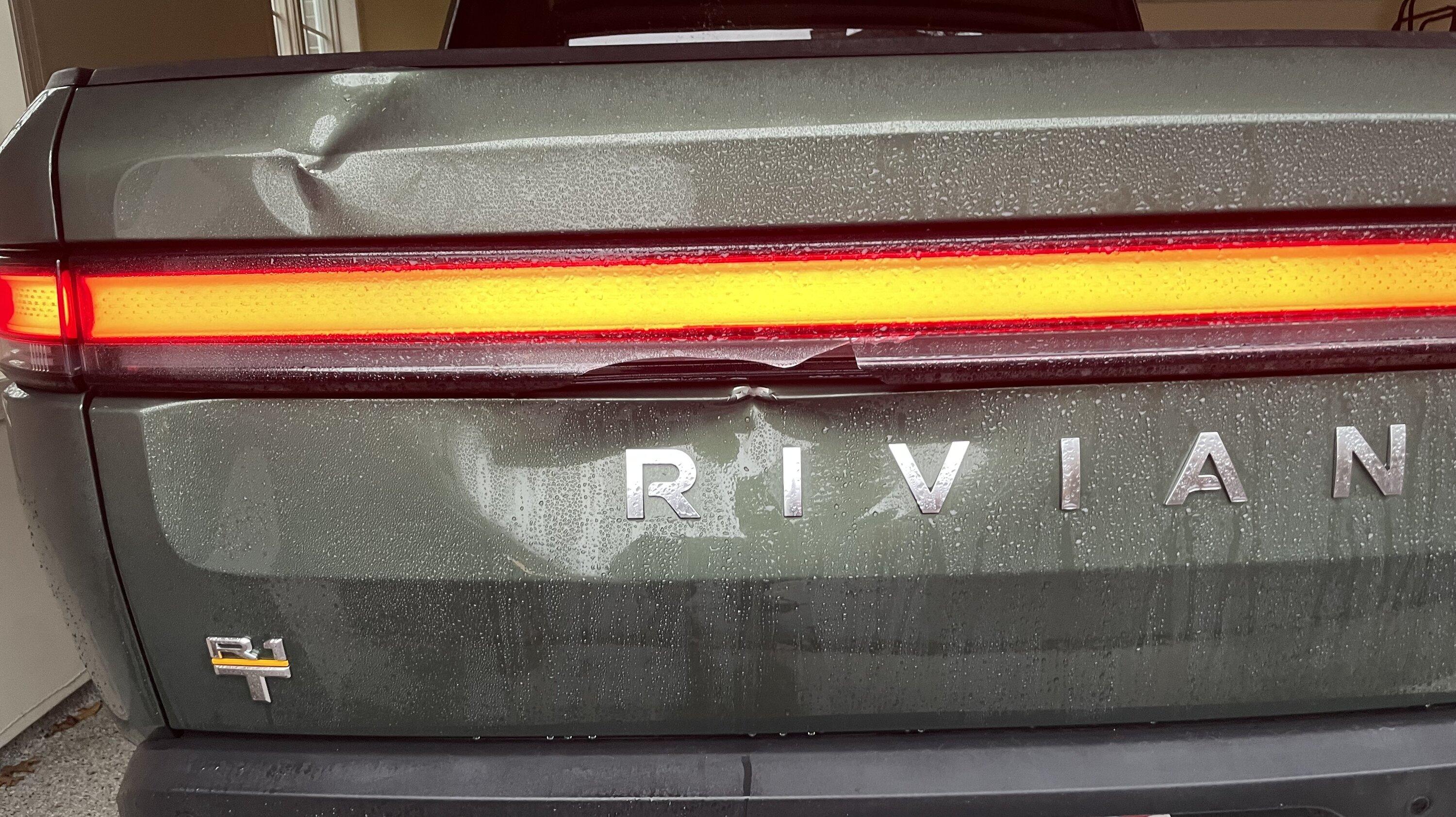 Tailgate damage | Rivian Forum - R1T R1S R2 R3 News, Specs, Models ...