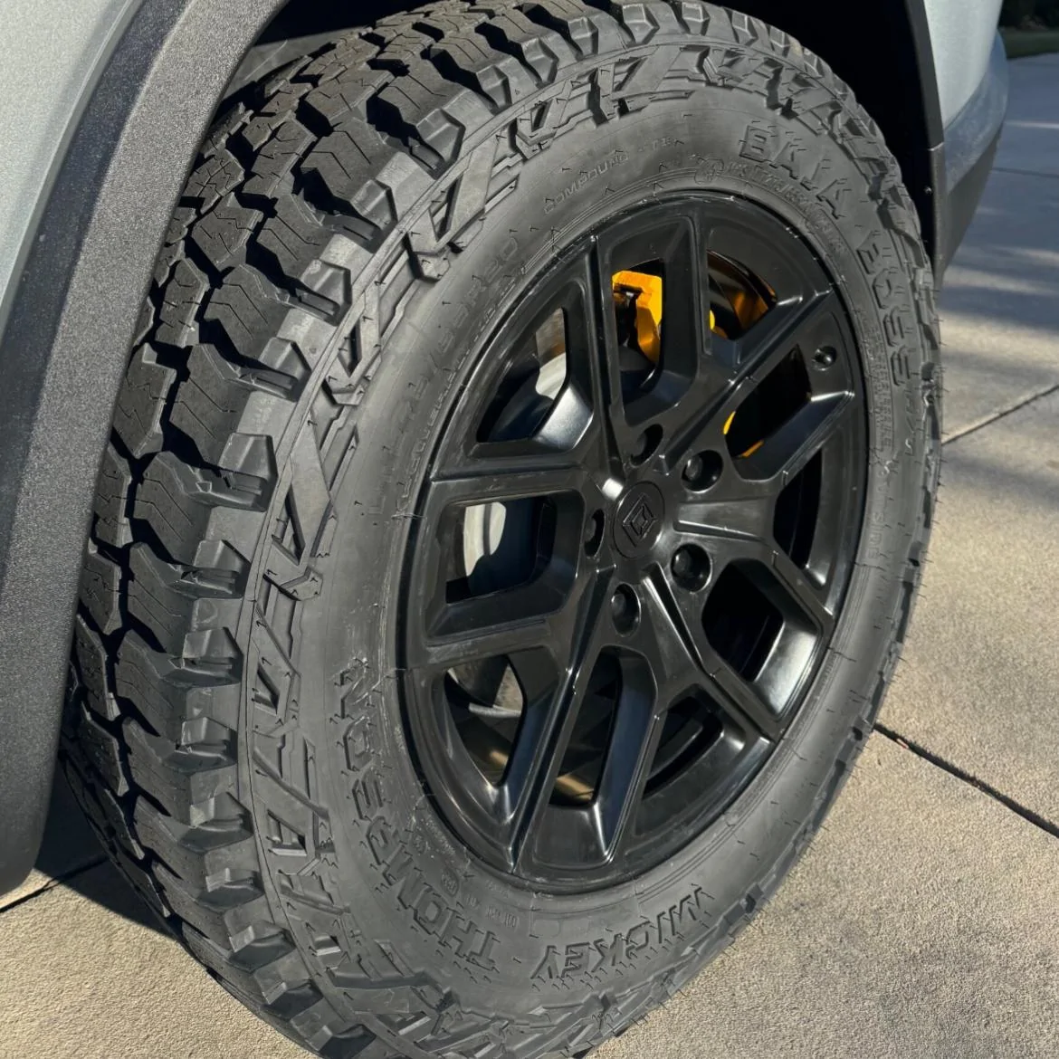 20" Inch - High efficiency 20" wheels and ~34" tires options (R20 - 285 ...