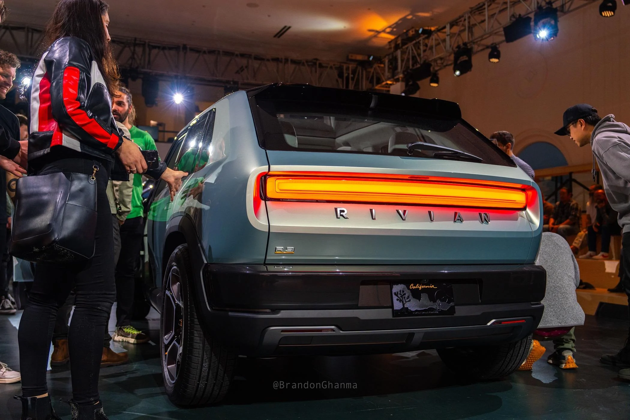 RIVIAN R2 / R3 Reveal Event Photo Gallery | Rivian Forum - R1T R1S R2 ...