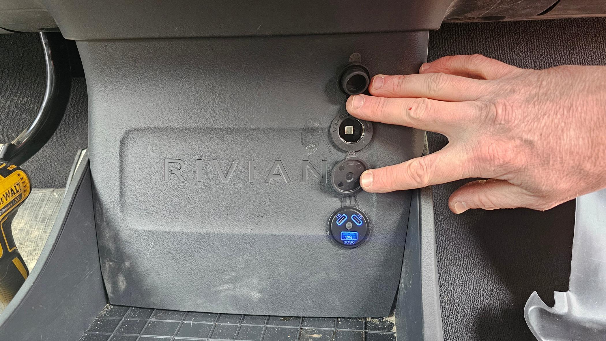 DIY: How To Add Interior 12v/USB-C (and interior high-current 12v loads ...