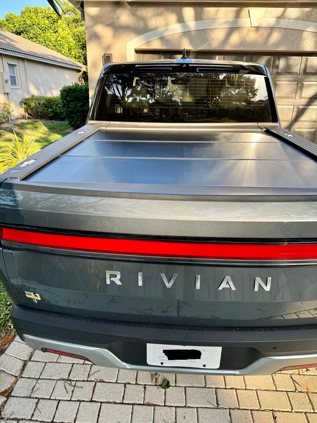 Pennsylvania - Retractable bed cover for R1T | Rivian Forum - R1T R1S ...