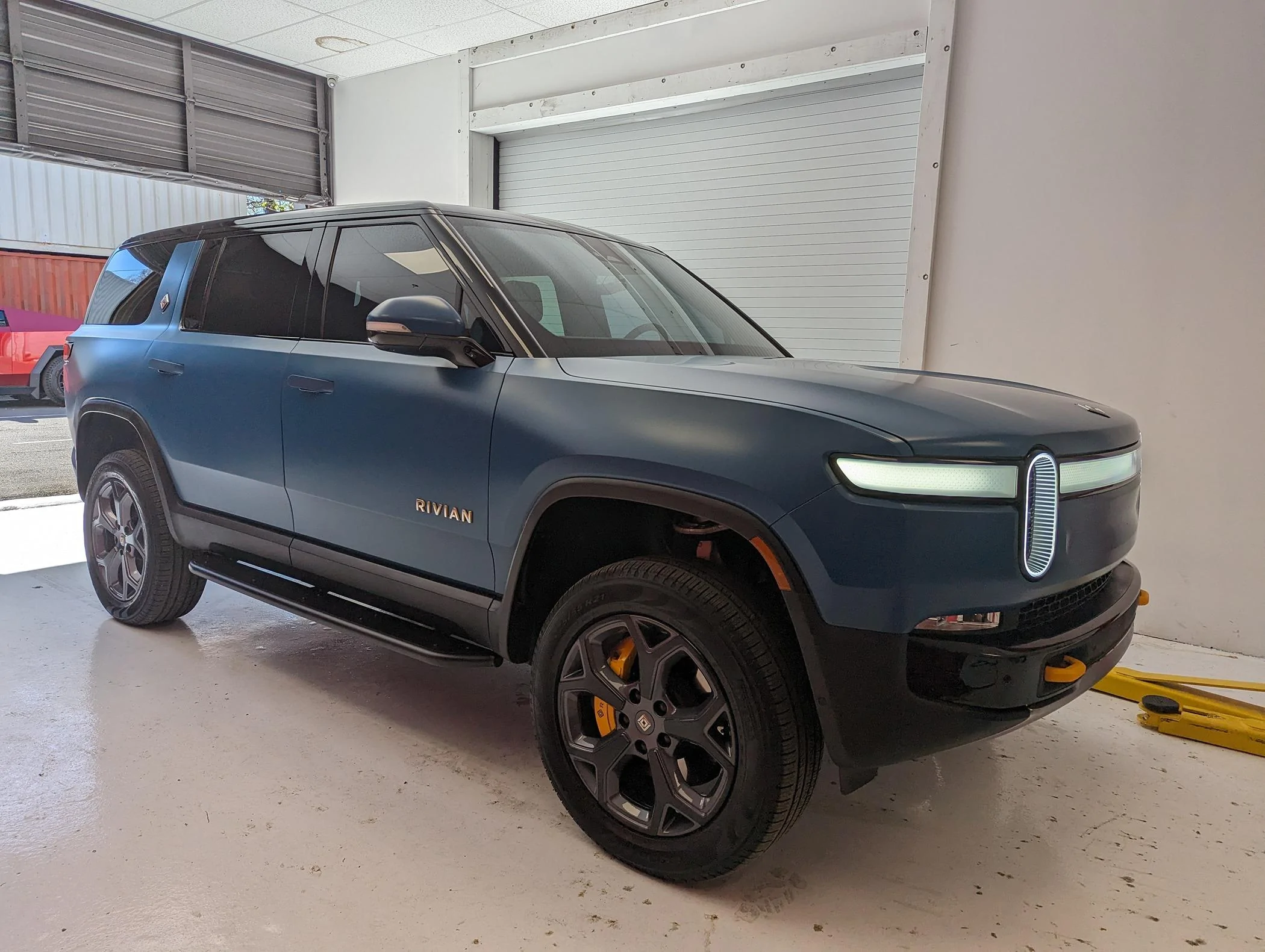 Installed R1S RMaxx running boards at EV Sportline in Atlanta | Rivian ...
