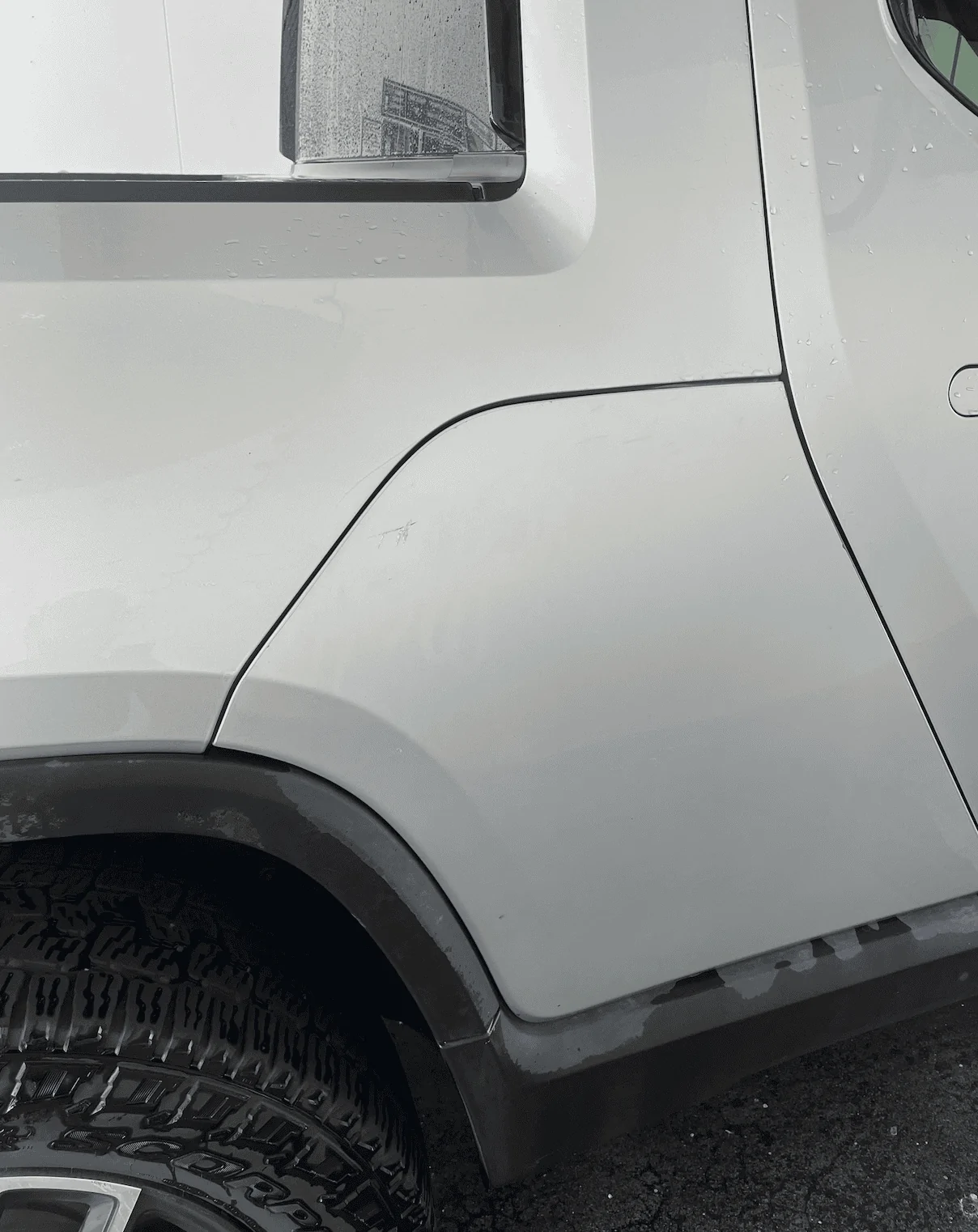 [Factory PPF damaged] Rivian painted our vehicles with crayons | Rivian ...